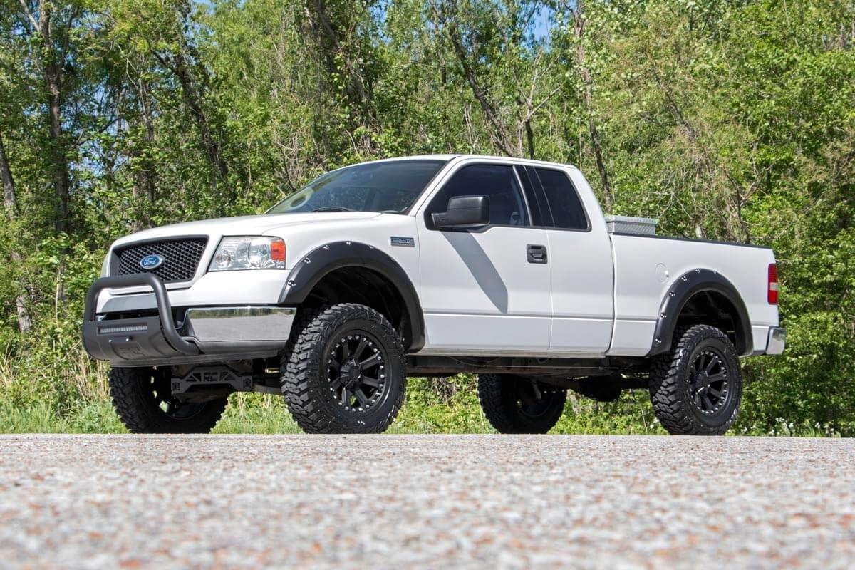 Rough Country 6" Suspension Lift Kit for 2004-2008 Ford F-150 2WD - 52430