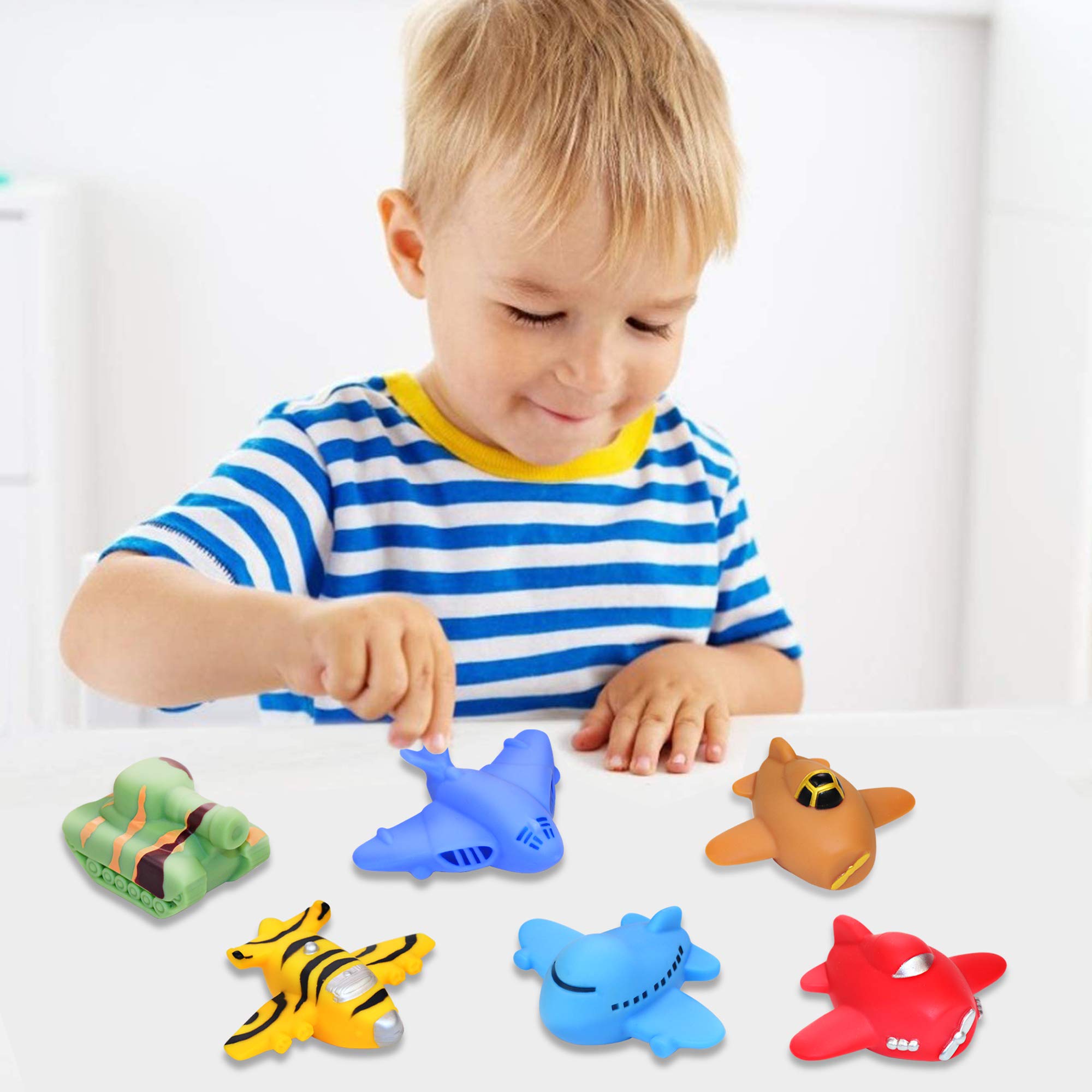 yoliyogo Floating Plane Toy with Auto Flashing Airplane and Tank Model Bath Floaties Play Set 6 pcs