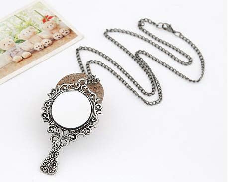 WLLAY Vintage Ancient Mirror Pendant Necklace For Women Jewelry Gift (A:antique silver)