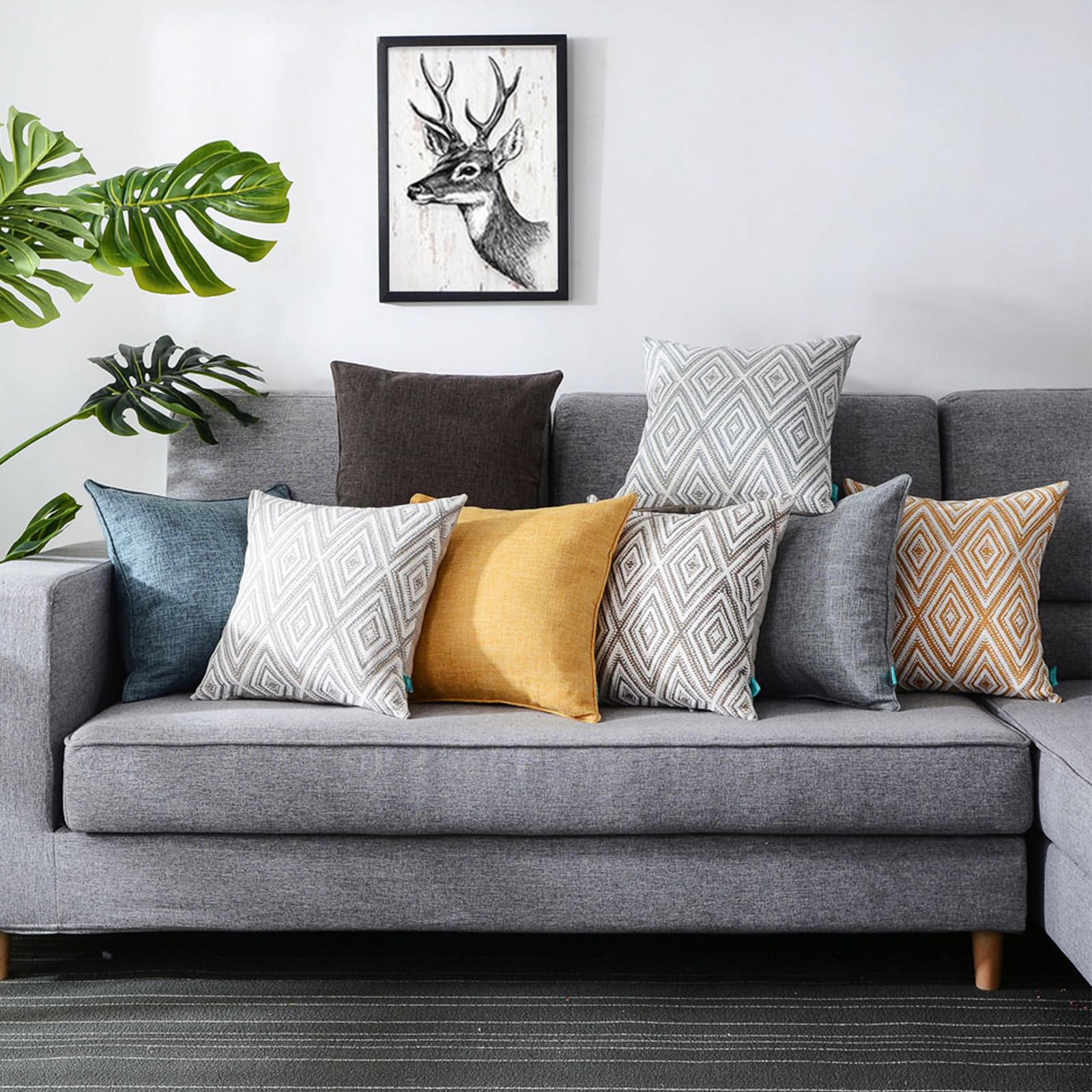 THOHAG Set of 4 Throw Pillow Covers 18 x18 inches, Soft Linen Cushion Covers, Square Decorative Couch Pillows Covers for Sofa Living Room, Black