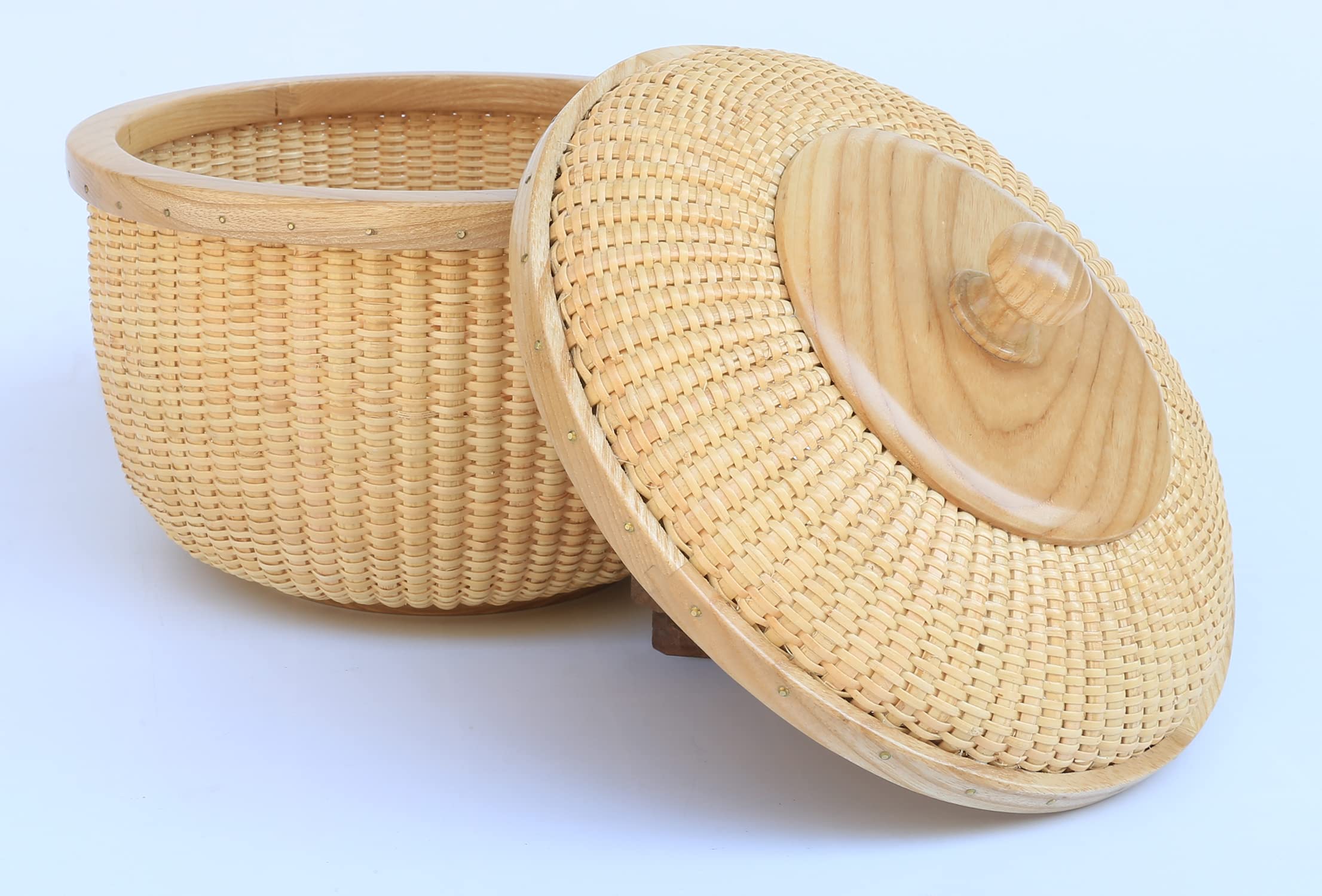 Teng Tian lidded home storage Rattan Handicrafts Casual Style Circular Basket rattan baskets for organizing sewing kits for adults