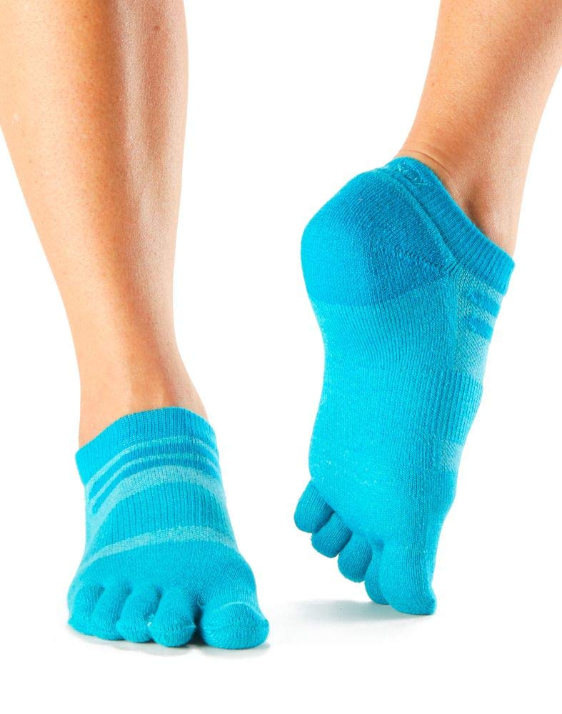 toesox UltraSport Performance Medium Weight No Show, Low Rise, Toe Socks for Hiking, Trails, and Long Distance Running, Small, Wave