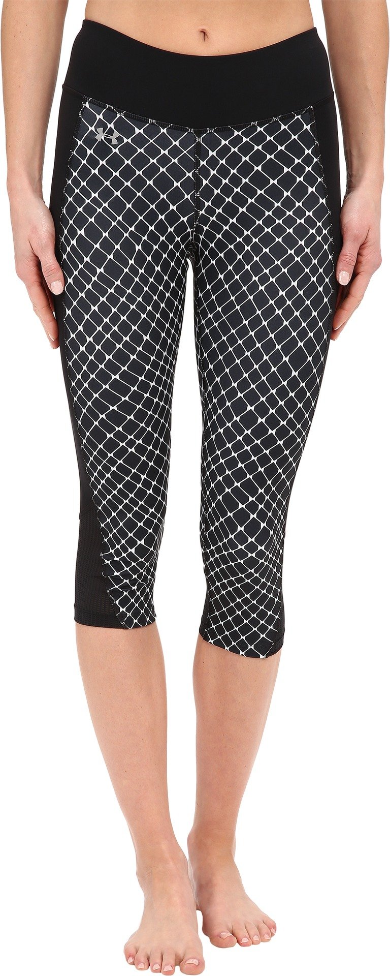 Under Armour Women's Fly-by Printed Run Capri, Black (001)/Reflective, Small