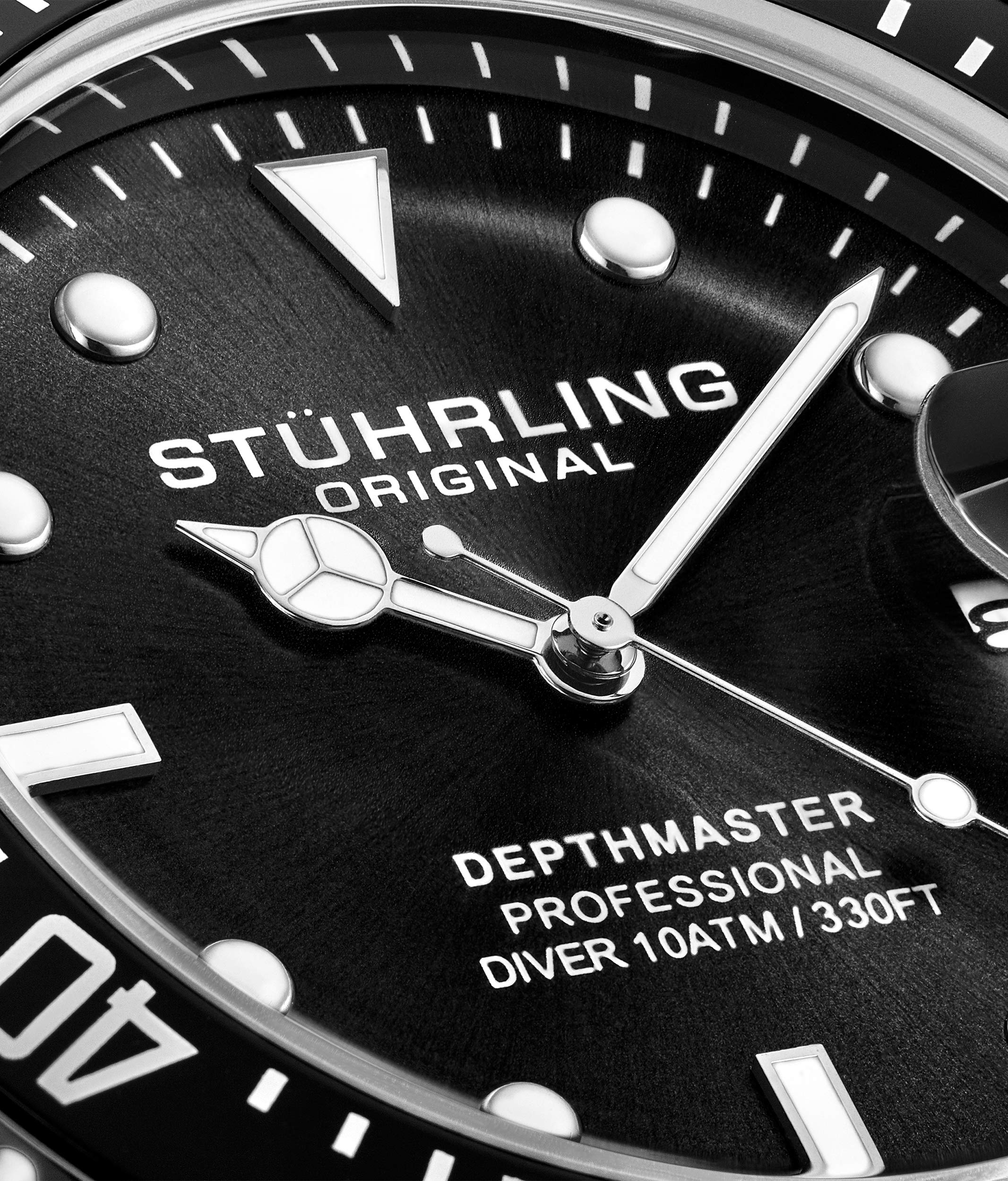 Stuhrling Original Men's Watch Dive Watch Silver 42 MM Case with Screw Down Crown Rubber Strap Water Resistant to 330 FT (Black)