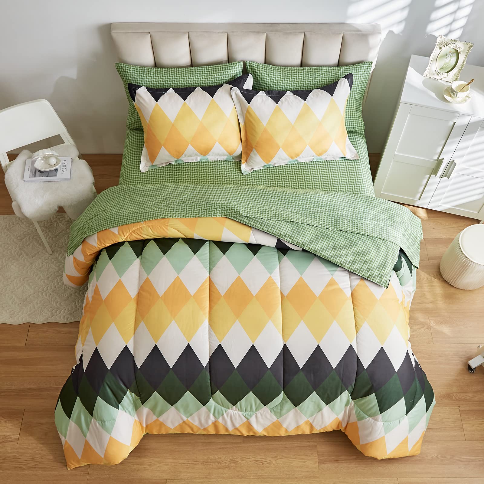 UOZZI BEDDING Rhombus Comforter Sheet Set 7 Pieces Bed in a Bag White Green Yellow Diamond King Size (1 Comforter 2 Pillow Shams 1 Flat Sheet 1 Fitted Sheet 2 Pillowcases)