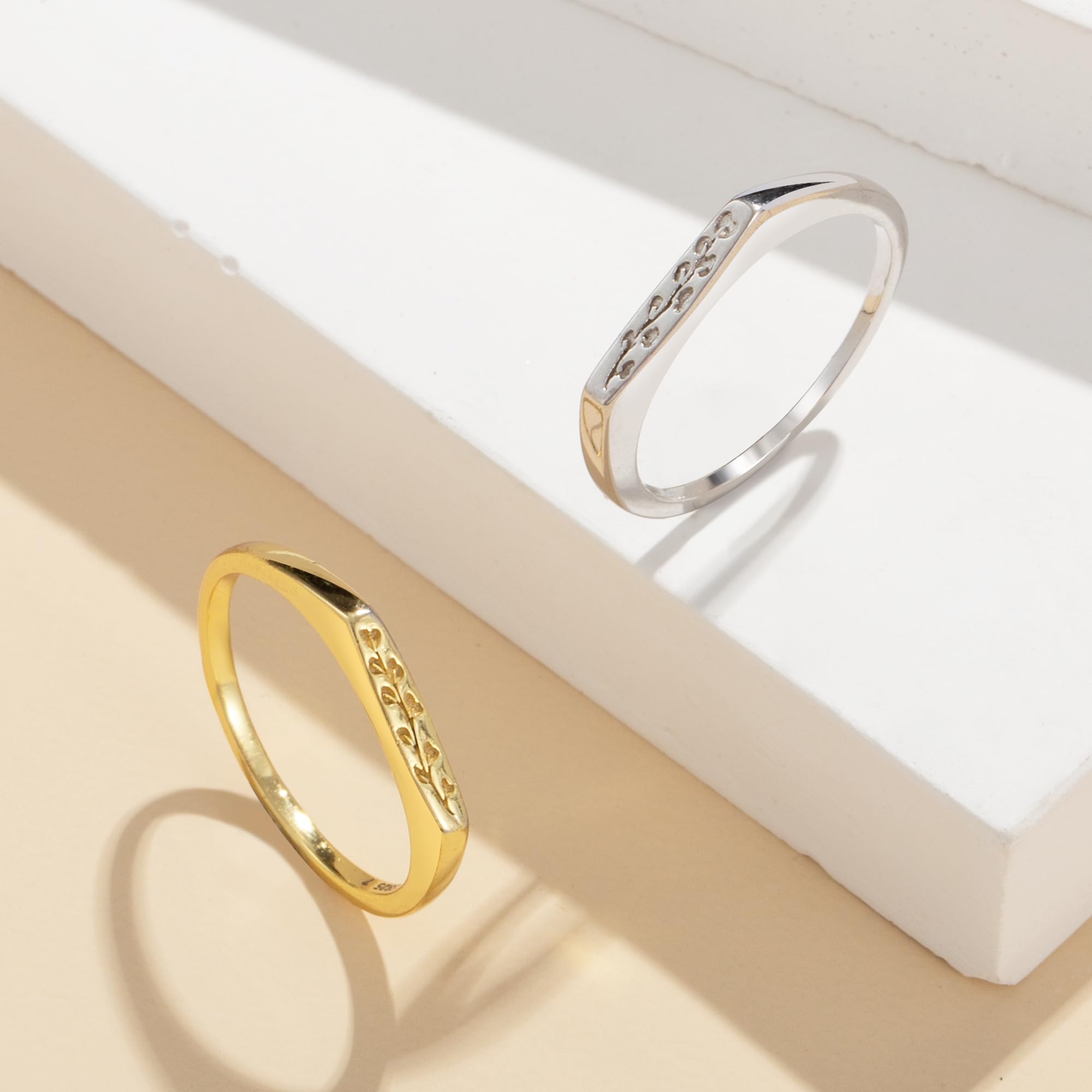 YeGieonr Handmade Flower Signet Ring -Minimalistic Statement Ring with Botanical Engraved- Delicate Personalized Jewelry Gift for Women