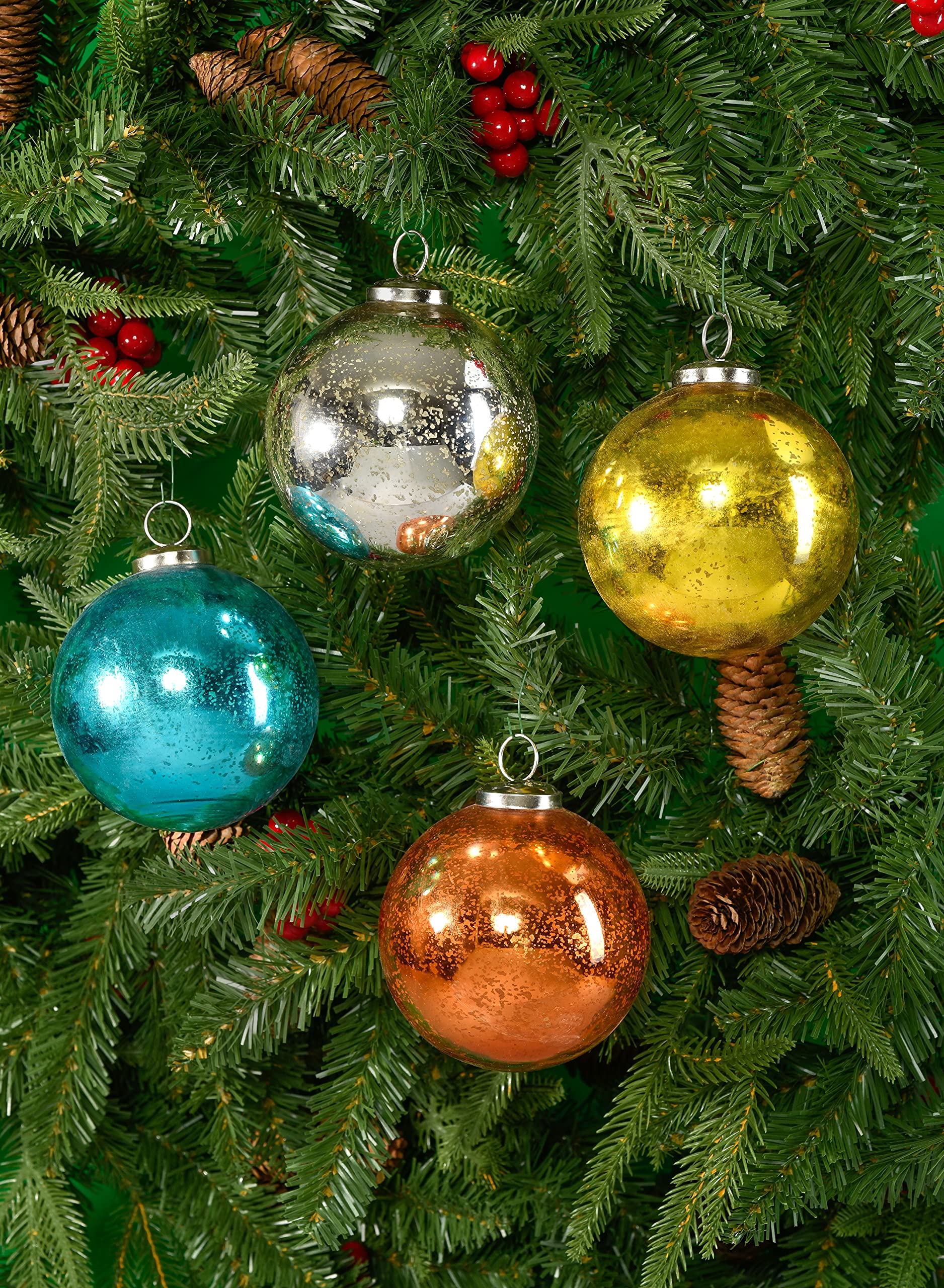 Serene Spaces Living Set of 4 Antique Silver Mercury Glass Balls, Ornaments for Holiday Décor, Measures 4" Diameter