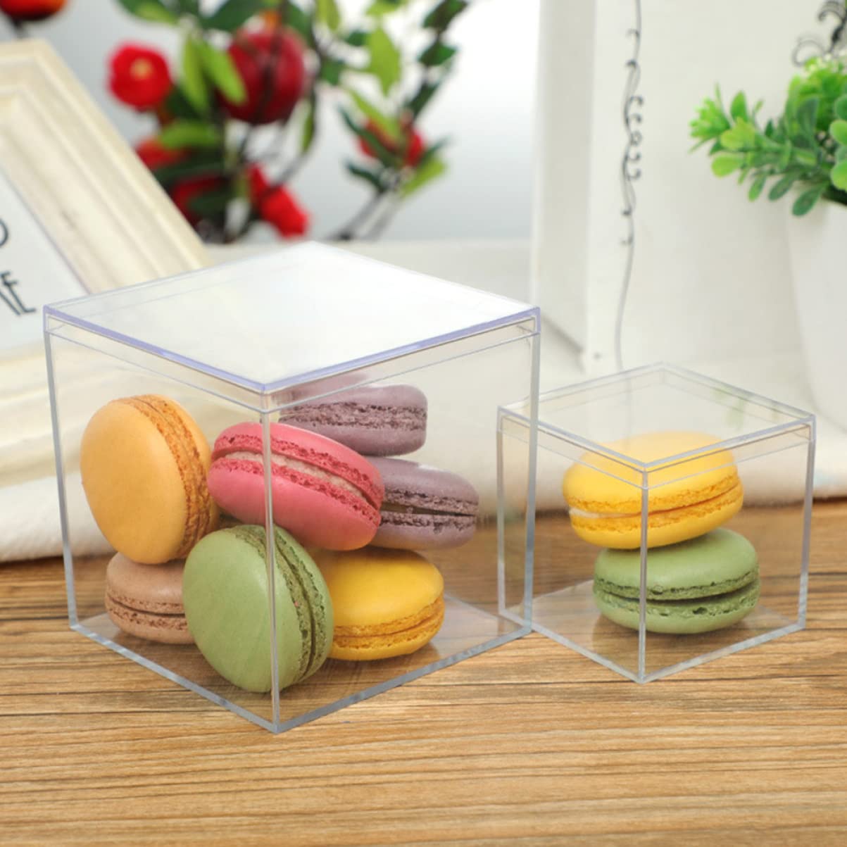SOLUSTRE 4pcs Boxes Square Storage Box Baby Shower Favors Chocolate Cake Display Dome Square Treat Mini Gift Bags Acrylic Storage Containers Cupcake Containers Bride Biscuit Box Movable
