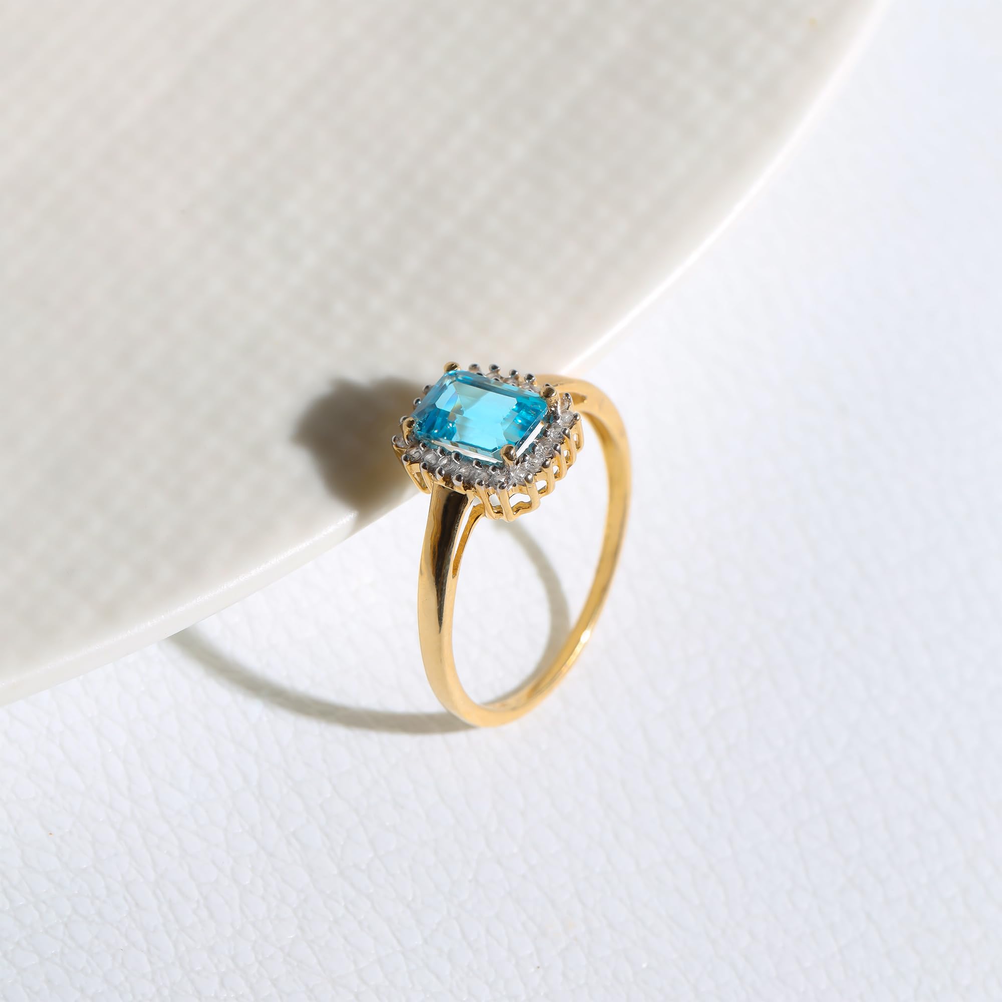 YoTreasure 1.22 ct. t.w. Swiss Blue Topaz 10kt Yellow Gold Engagement Ring