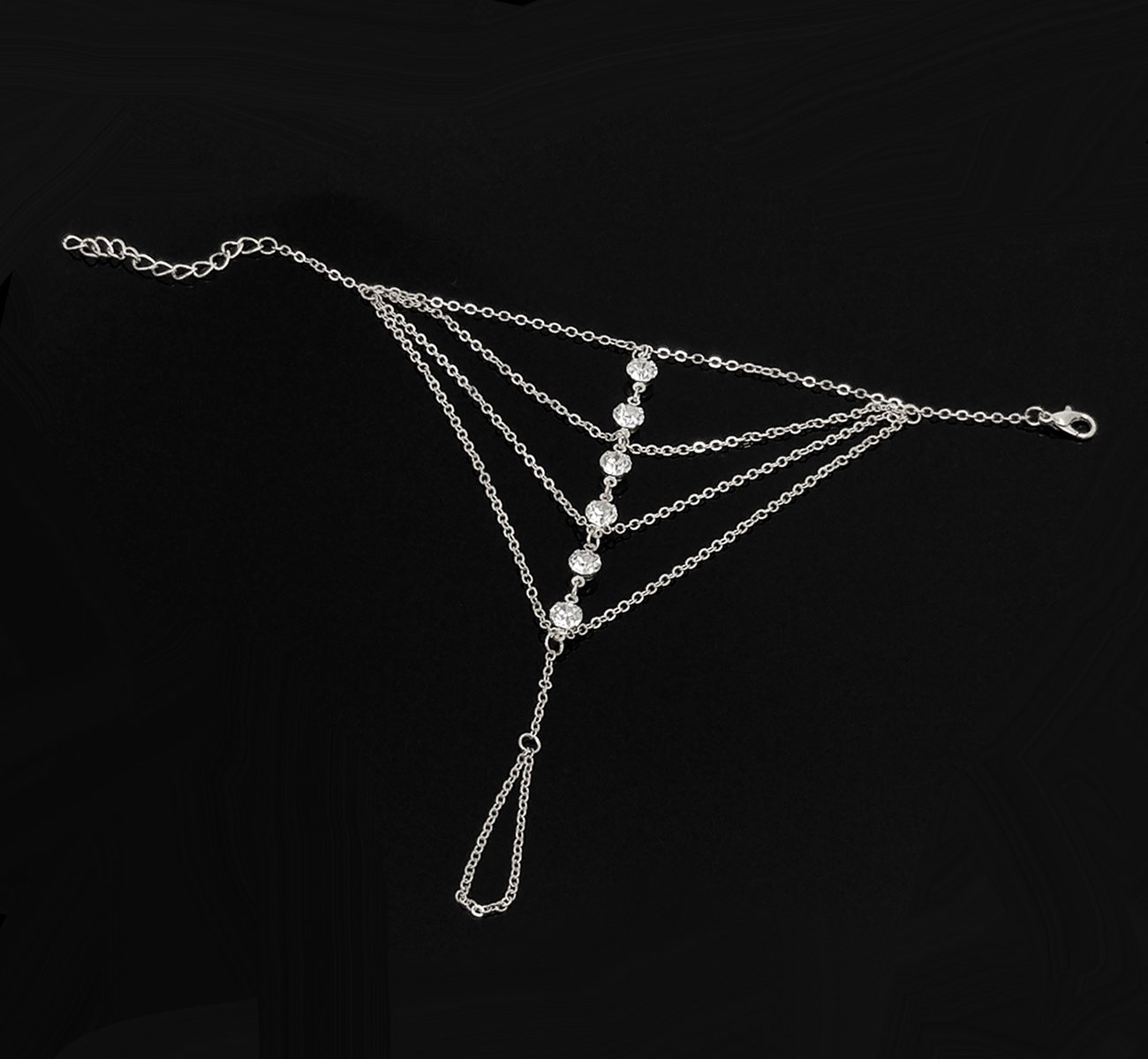 Suyi Elegant Crystal Finger Ring Bracelet Attached Link Hand Harness Bangle 6 Rhinestone