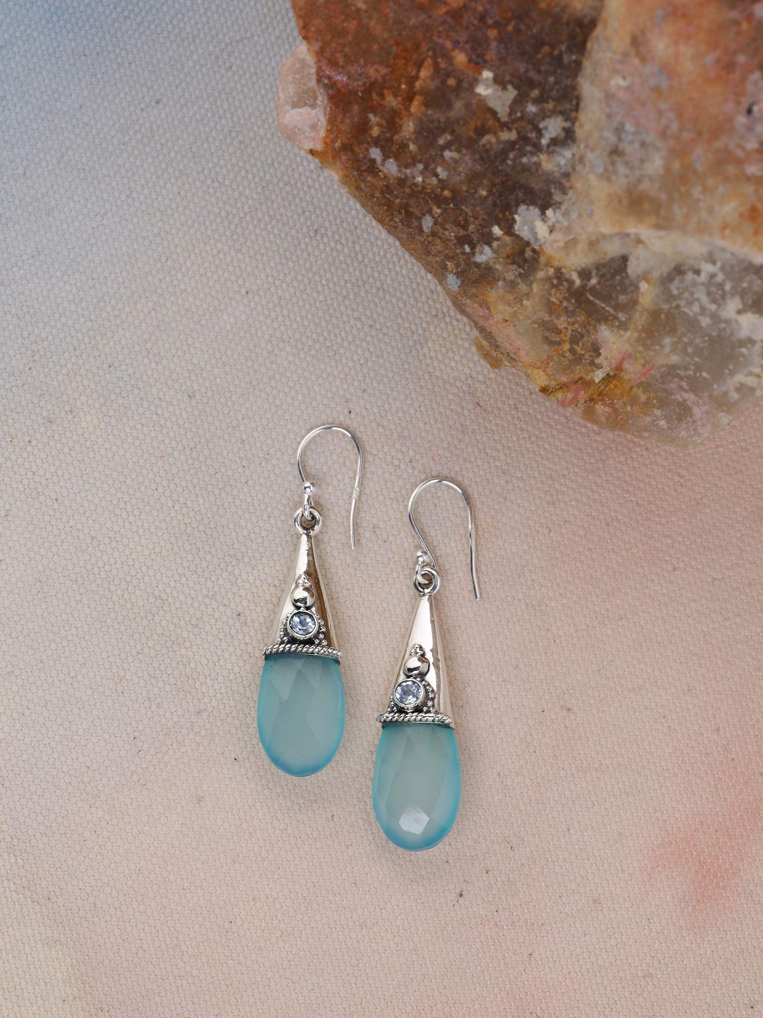 YoTreasure 925 Sterling Silver Aqua Chalcedony Crystal Retro Drop Earrings