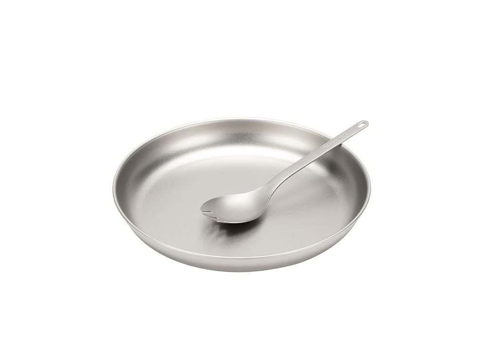 Snow Peak Titanium Trek Plate - Ultralight, Durable Camping Plate - Outdoor Kitchen Essential for Backpacking & Camping - 18 cm