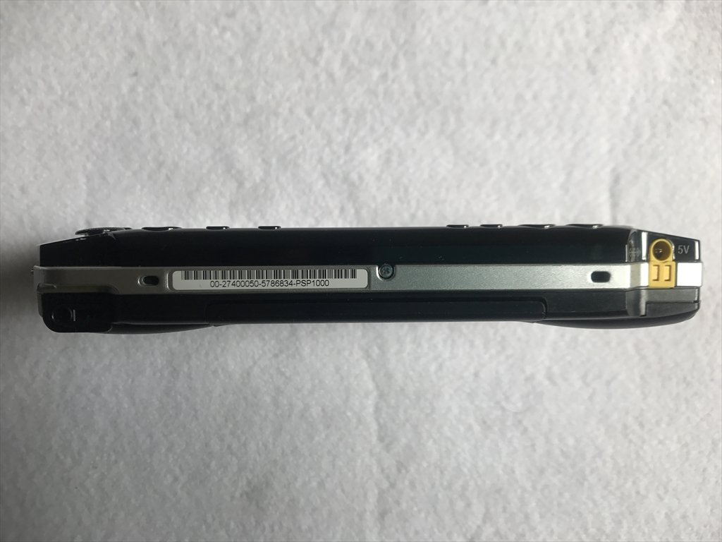 PSP「プレイステーション・ポータブル」 (PSP-1000) 【メーカー生産終了】