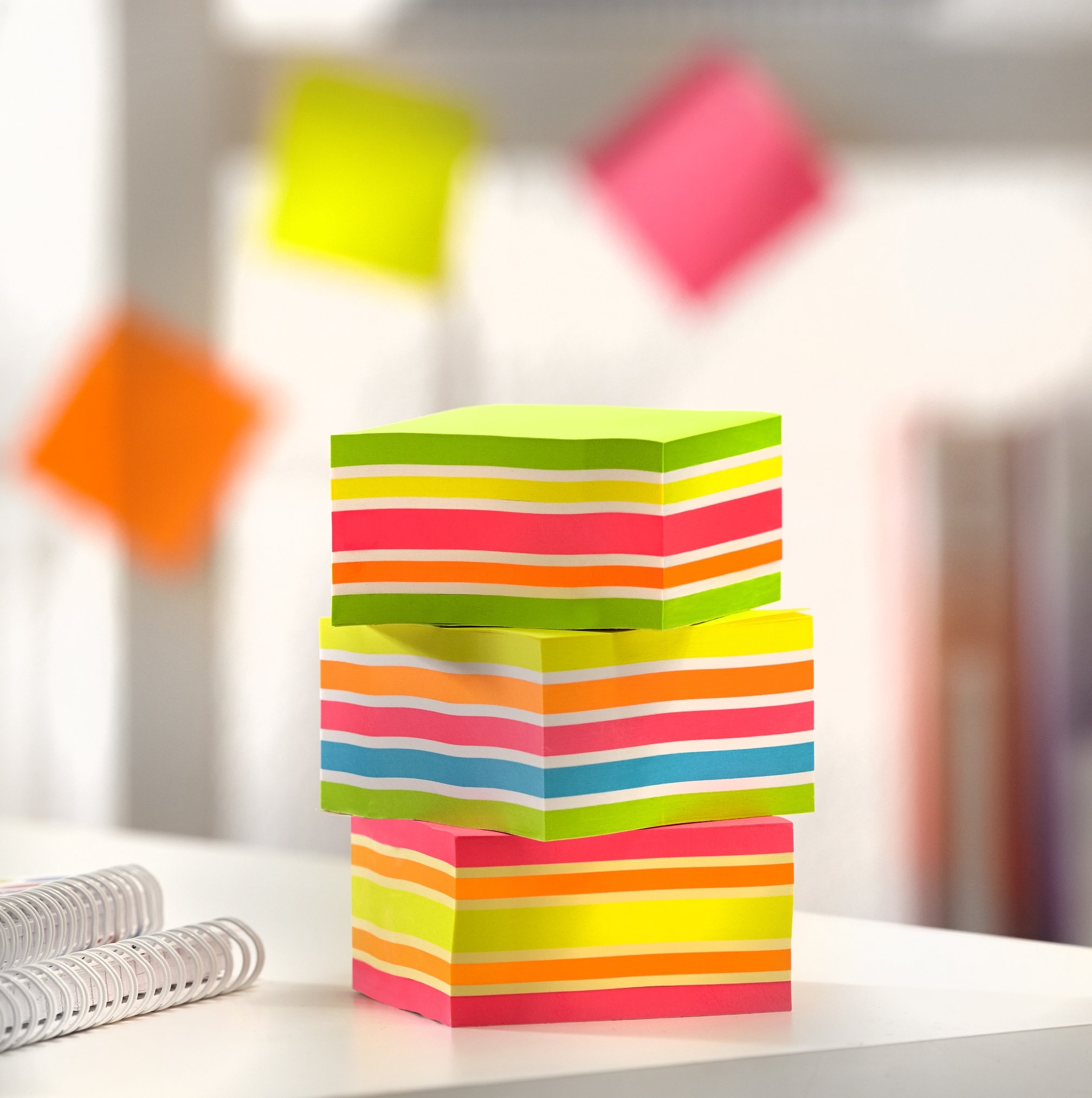 Snopake 76 x 76 mm Pink Rainbow NeonMix Sticky Notes [Cube of 450 Sheets] 15759