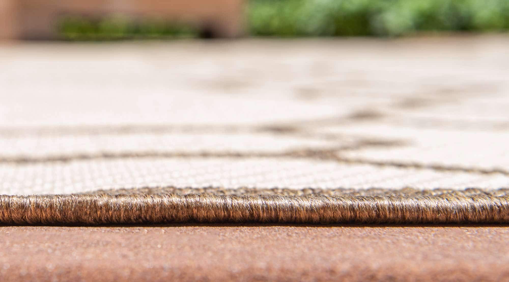 Unique Loom Outdoor Trellis Collection Area Rug - Geometric (6' 1" x 9' Rectangle, Beige/ Brown)