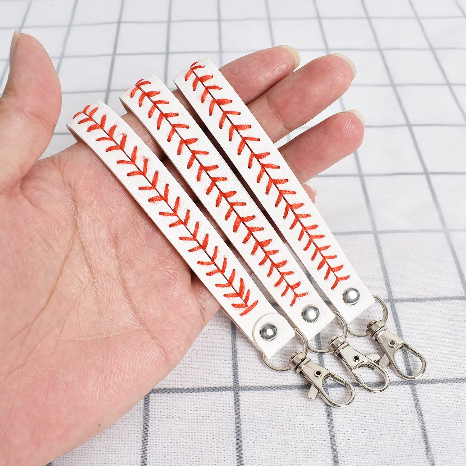 Towashine Baseball Seamed Leather Key Chain for Car Bag Purse Accessories Gifts(White)