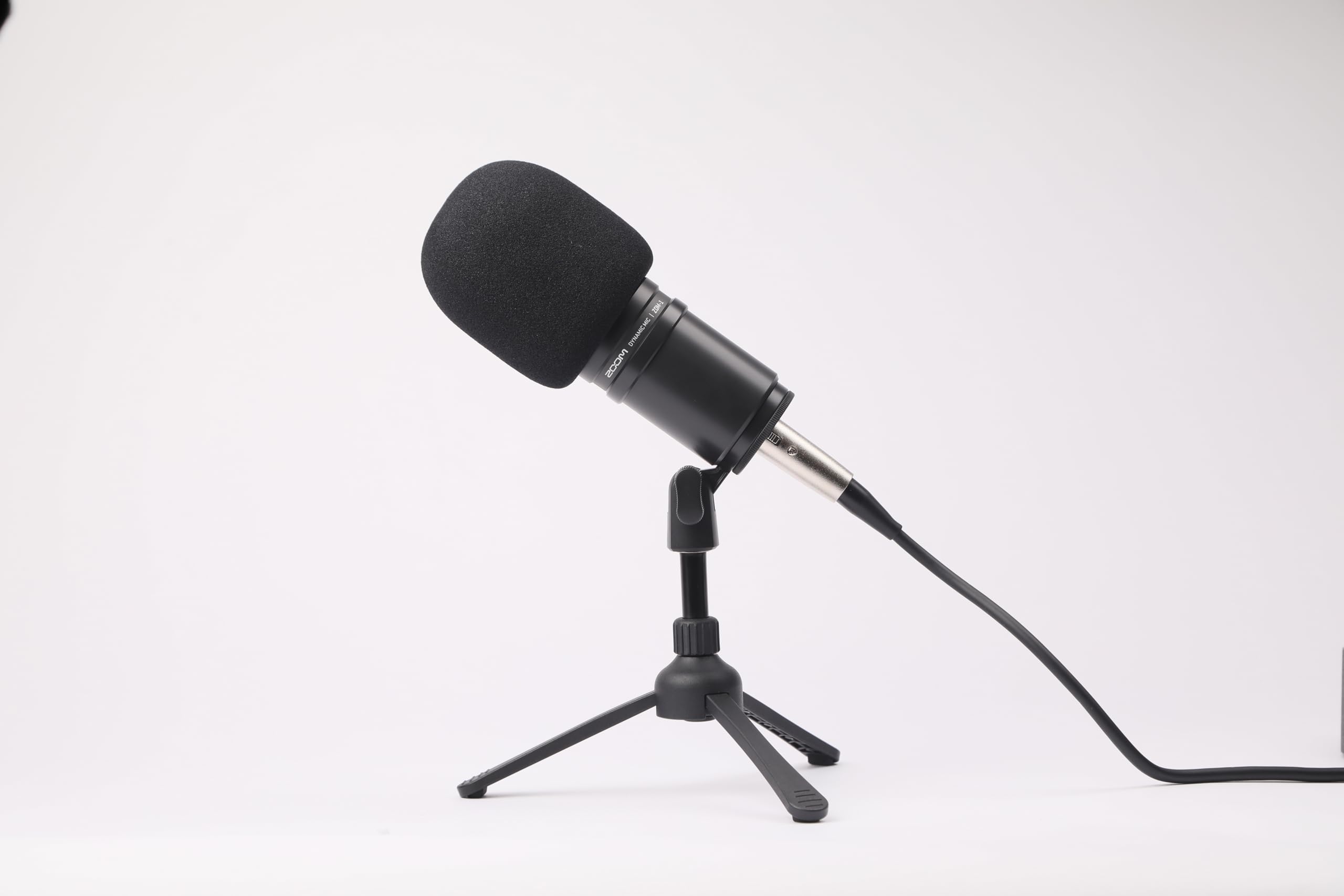 Zoom Dynamic Microphone for Podcasts, Voice-Overs, Interviews, Vocals, and More, High SPL Capability, Sturdy Metal Body, and Large Diaphragm