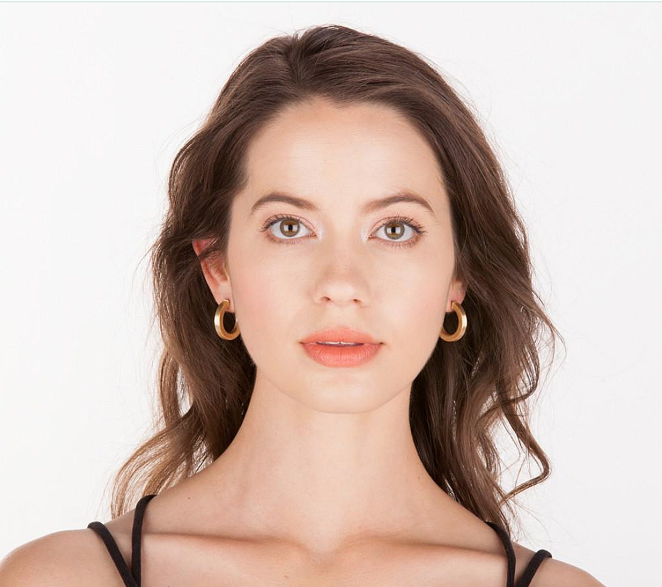 Sheila Fajl Ilana Square Tube Hoop Earrings in Champagne