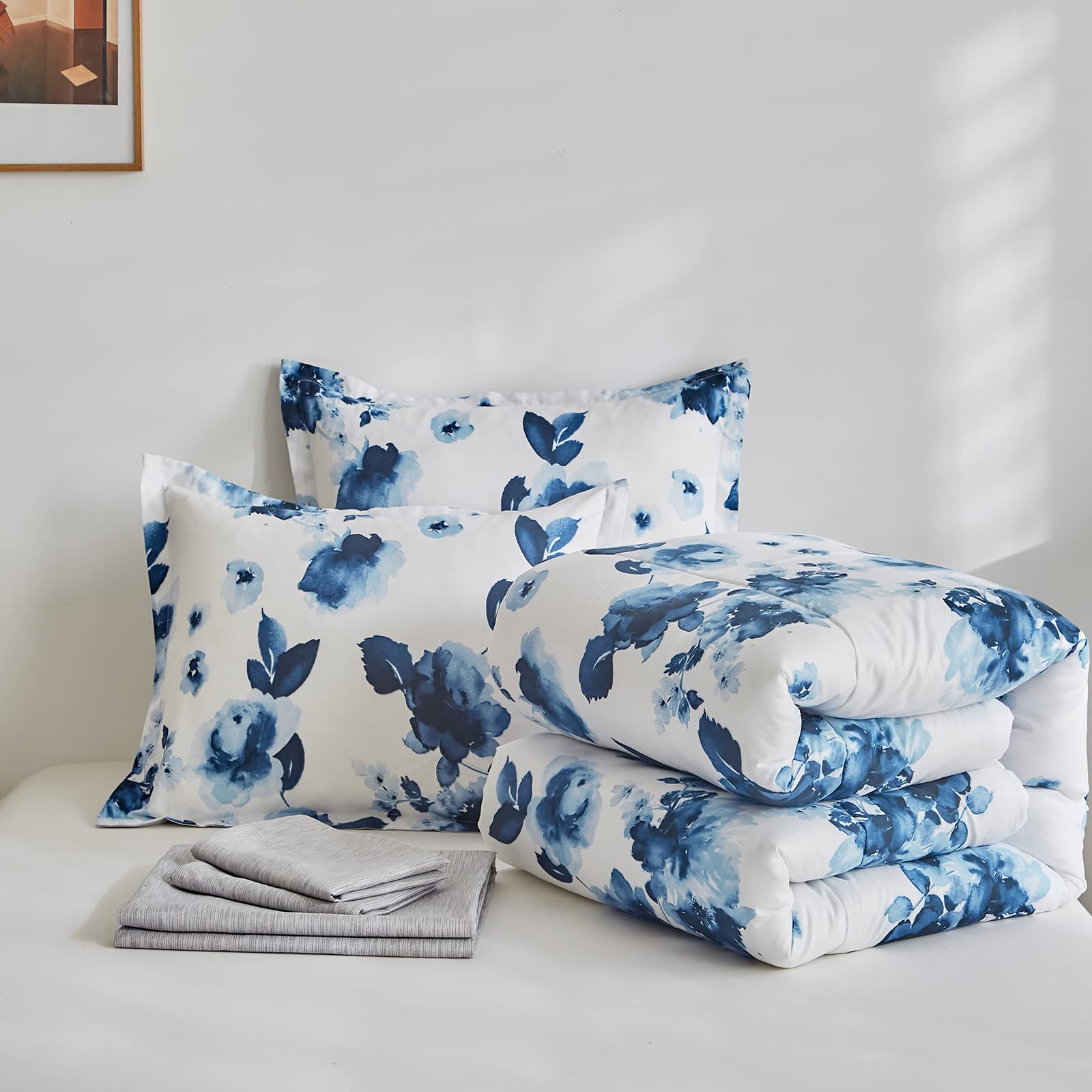 UOZZI BEDDING Floral Comforter Sheet Set 7 Pieces Bed in a Bag Dark Grey Golden Flower Queen Size (1 Comforter 2 Pillow Shams 1 Flat Sheet 1 Fitted Sheet 2 Pillowcases)