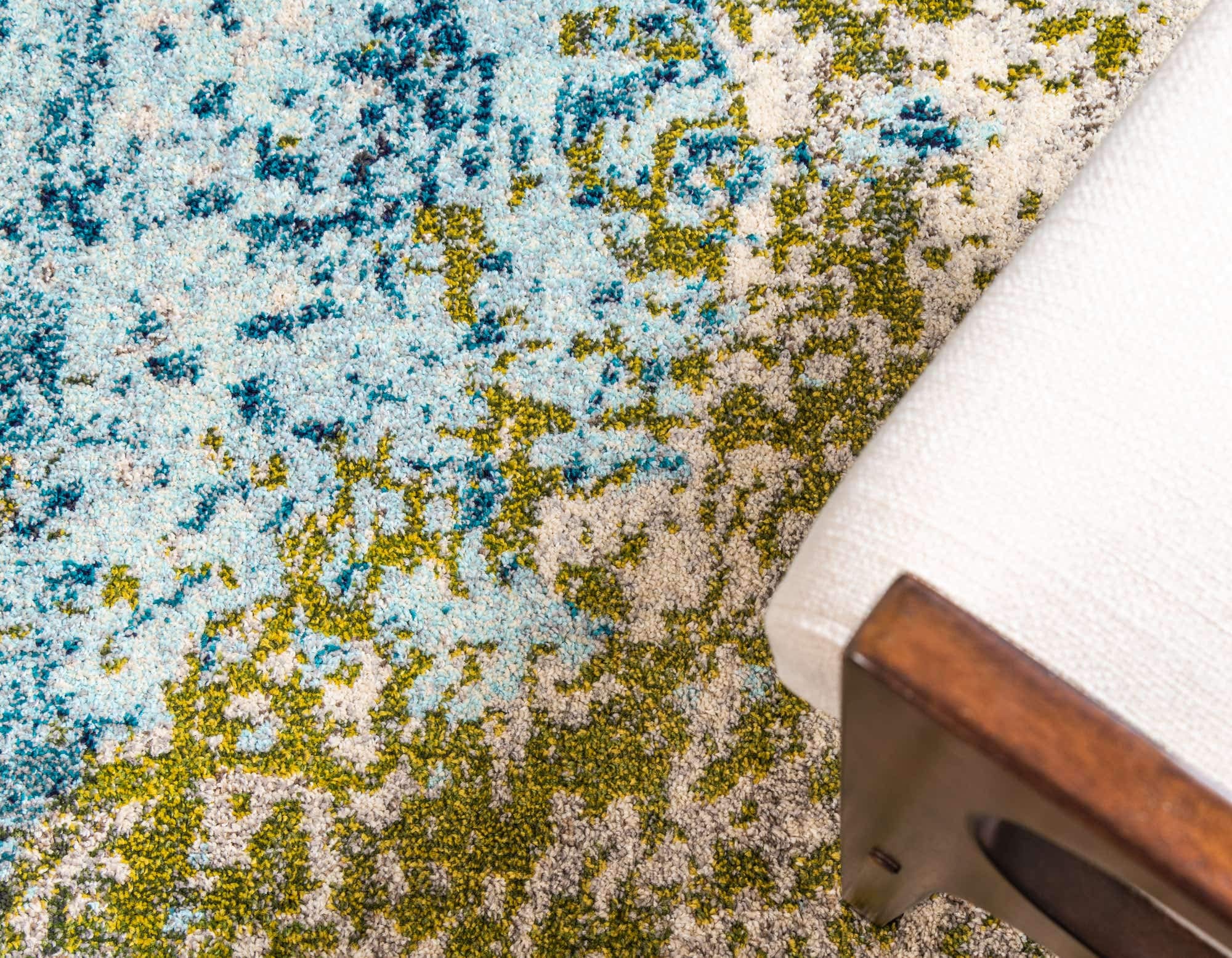 Unique Loom Estrella Collection Abstract, Modern, Light Colors, Distressed Area Rug, 6' 1" x 6' 1", Blue/Beige