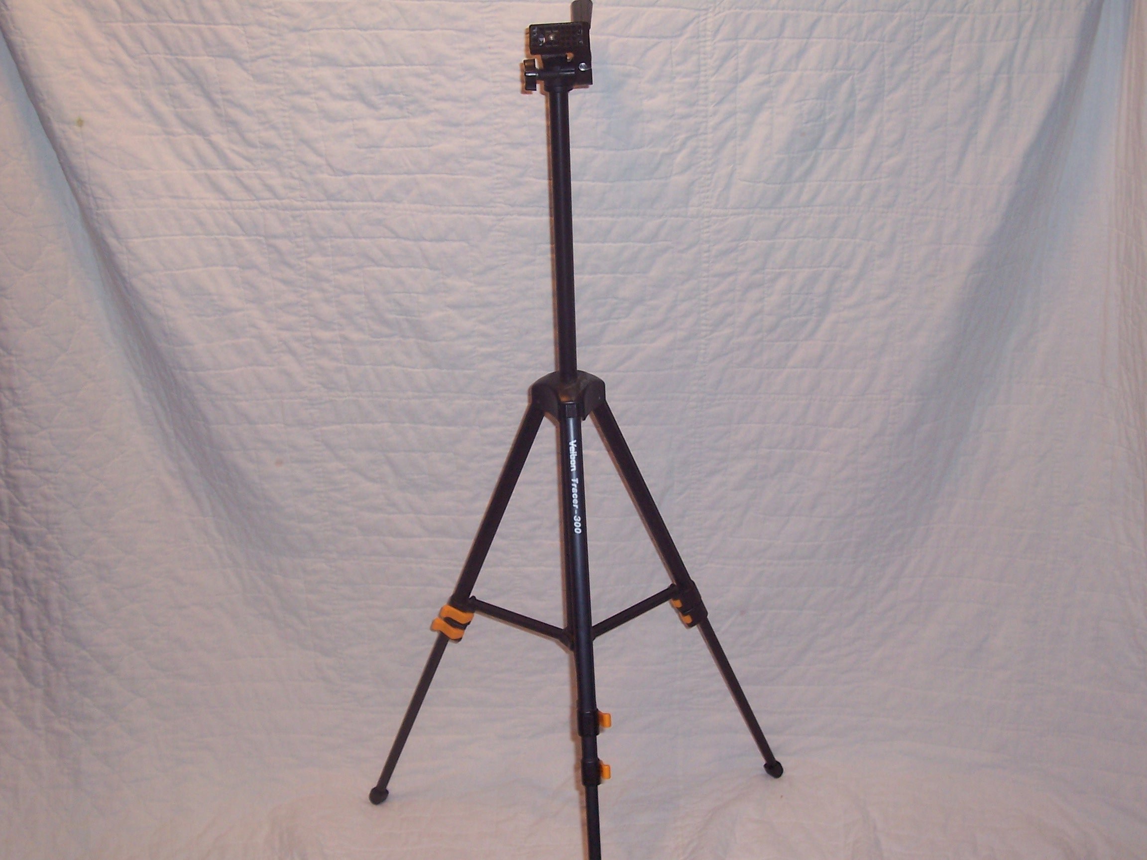 Velbon Tracer -300 Tripod