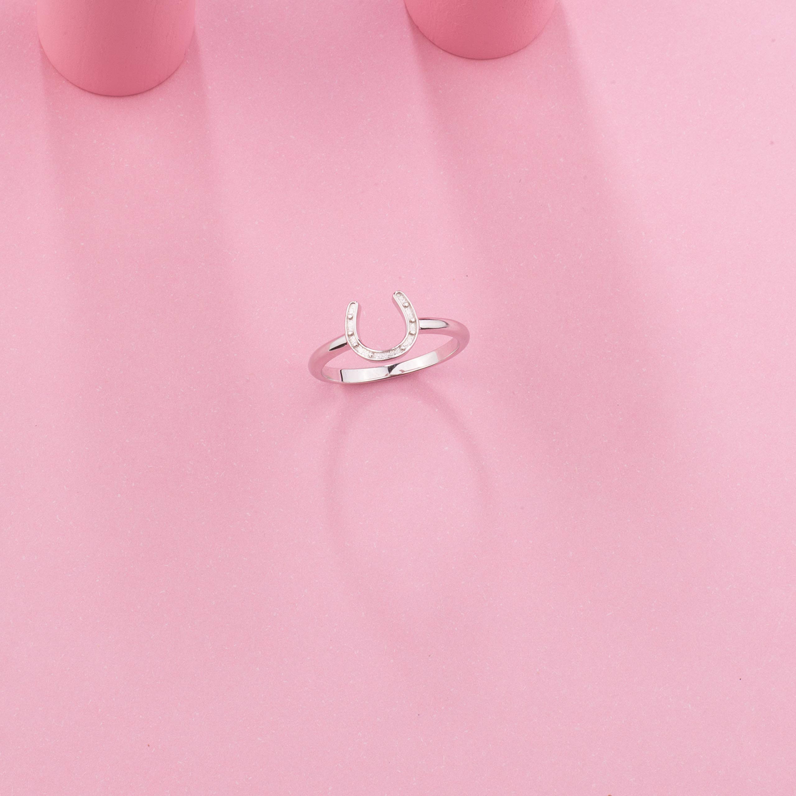 VENSERI 925 Sterling Silver Horseshoe Ring Western Ring Good Luck Horseshoe Ring U Ring Simple Ring for Women Birthday Gift Valentine's Day Gift (White, 9)
