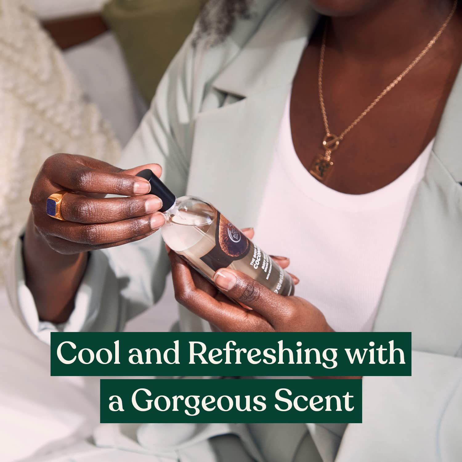 The Body Shop Coconut Body Mist β Refreshes and Cools with a Tropical Scent β Vegan β 3.3 oz