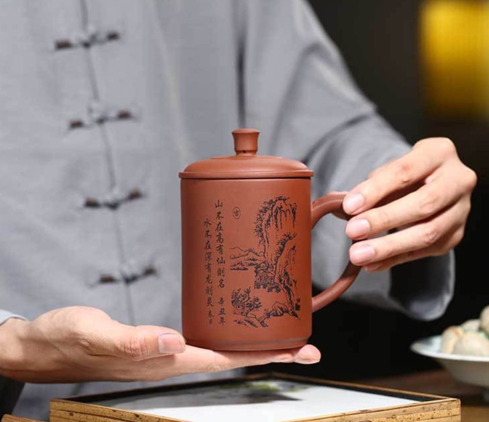 XIYUAN Yixing Zisha Tea Cup, Fine Handmade Purple Clay Tea Cup with Lid, Chinese Ceramic Tea Cup Coffee Cup 19oz Use for: Home Party, Office, Reception Room
