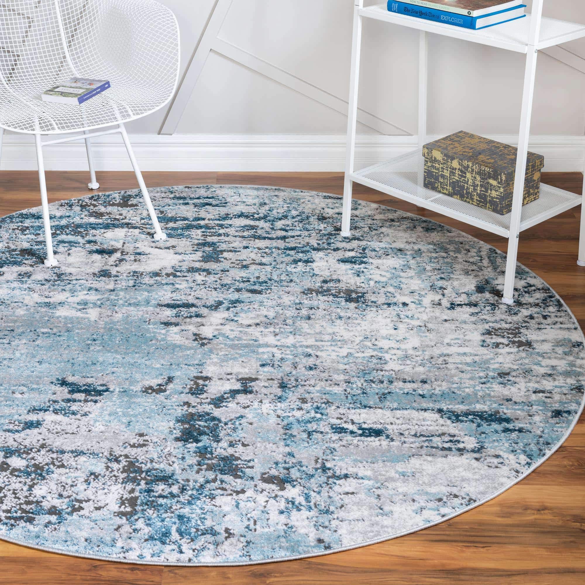 Rugs.com Leipzig Collection Round Rug β 7 Ft Round Blue Low-Pile Rug Perfect for Kitchens, Dining Rooms