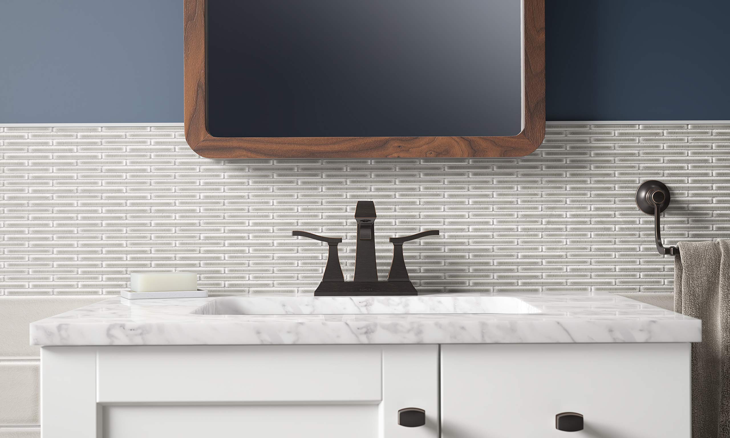TRUSS® CENTERSET LAV FAUCET