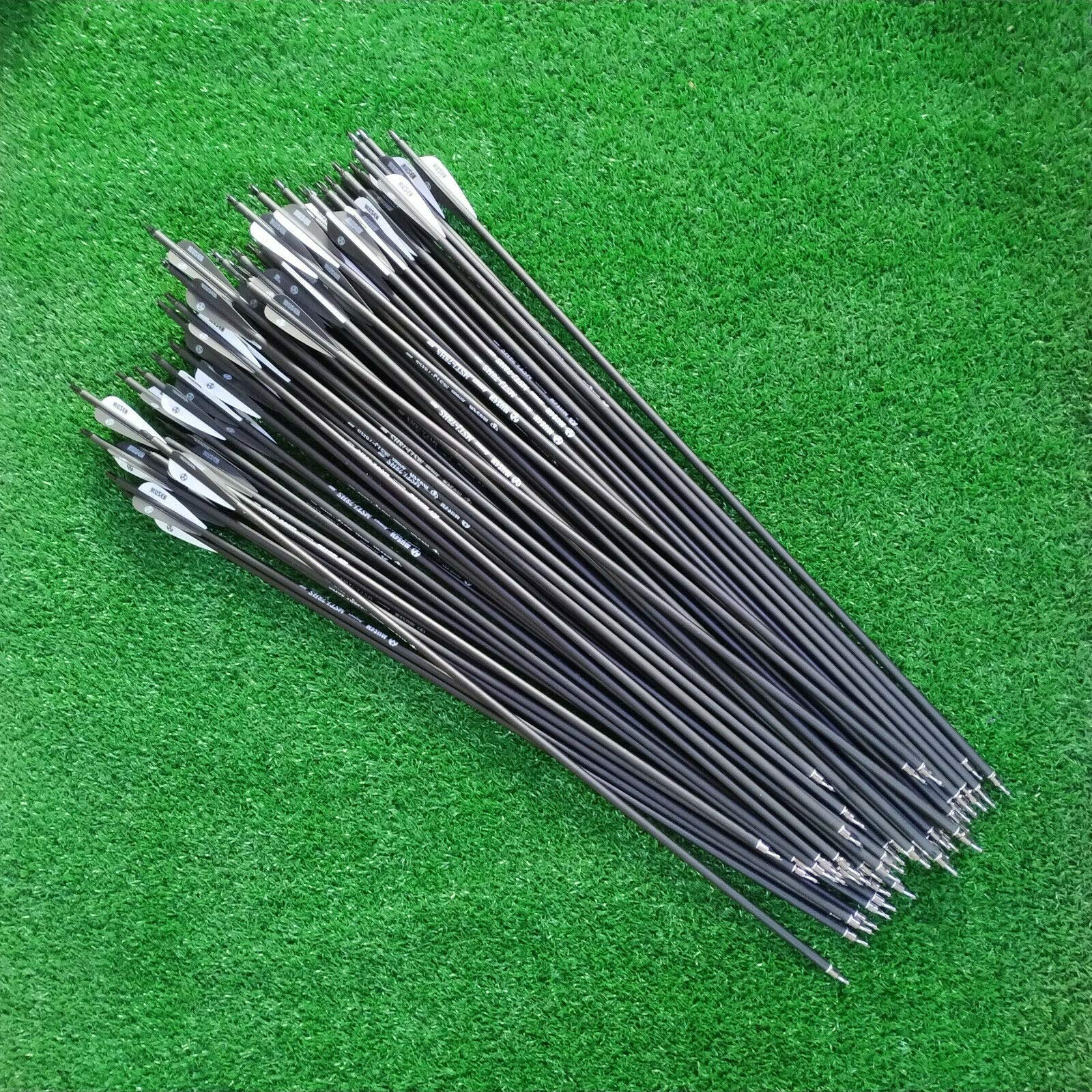 Sososhoot 12Pcs Archery 28" Carbon Arrows 2.95" Feather Spine 500 Hunting Arrows for Compound Bow Recurve Bow
