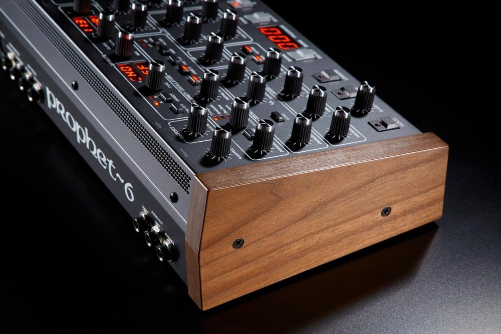 Sequential Prophet-6 Desktop Analog Synth Module