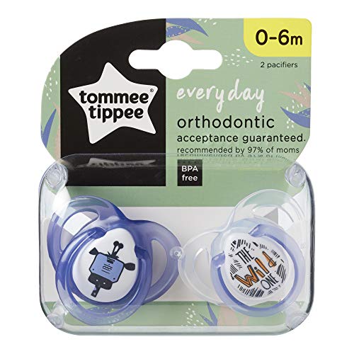 Tommee Tippee Every Day Pacifiers, Symmetrical Design, BPA-Free Silicone Binkies, 0-6m, 2-Count, Colors and Designs Vary