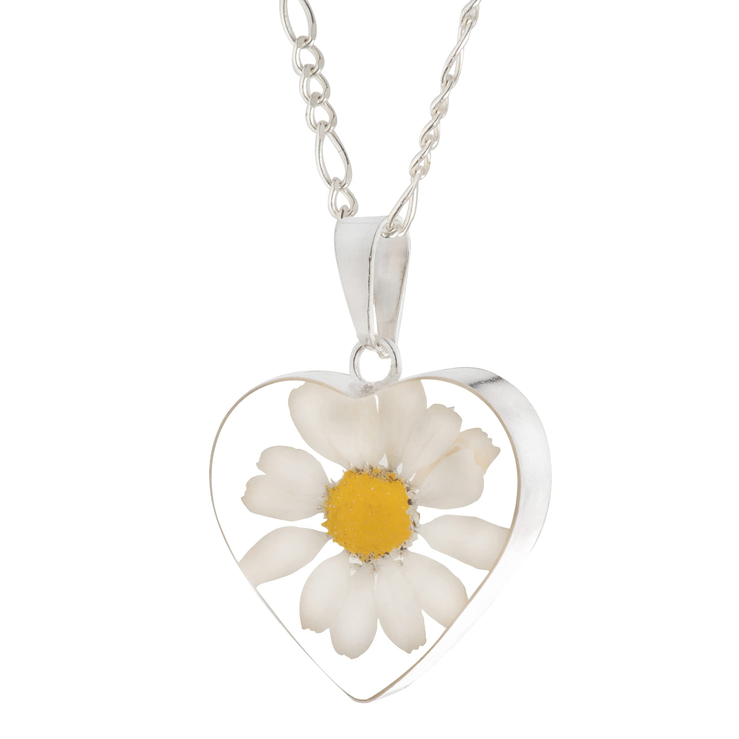 TAMI Real Daisy Necklace in Sterling Silver Heart Shape, 18" Figaro Chain, Floral Jewelry