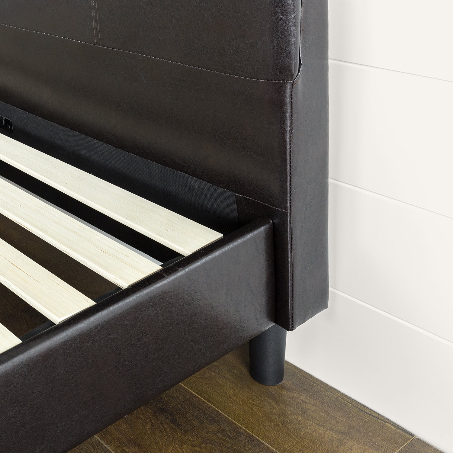 ZINUS Kitch Faux Leather Upholstered Platform Bed Frame / Mattress Foundation / Wood Slat Support / No Box Spring Needed / Easy Assembly, King