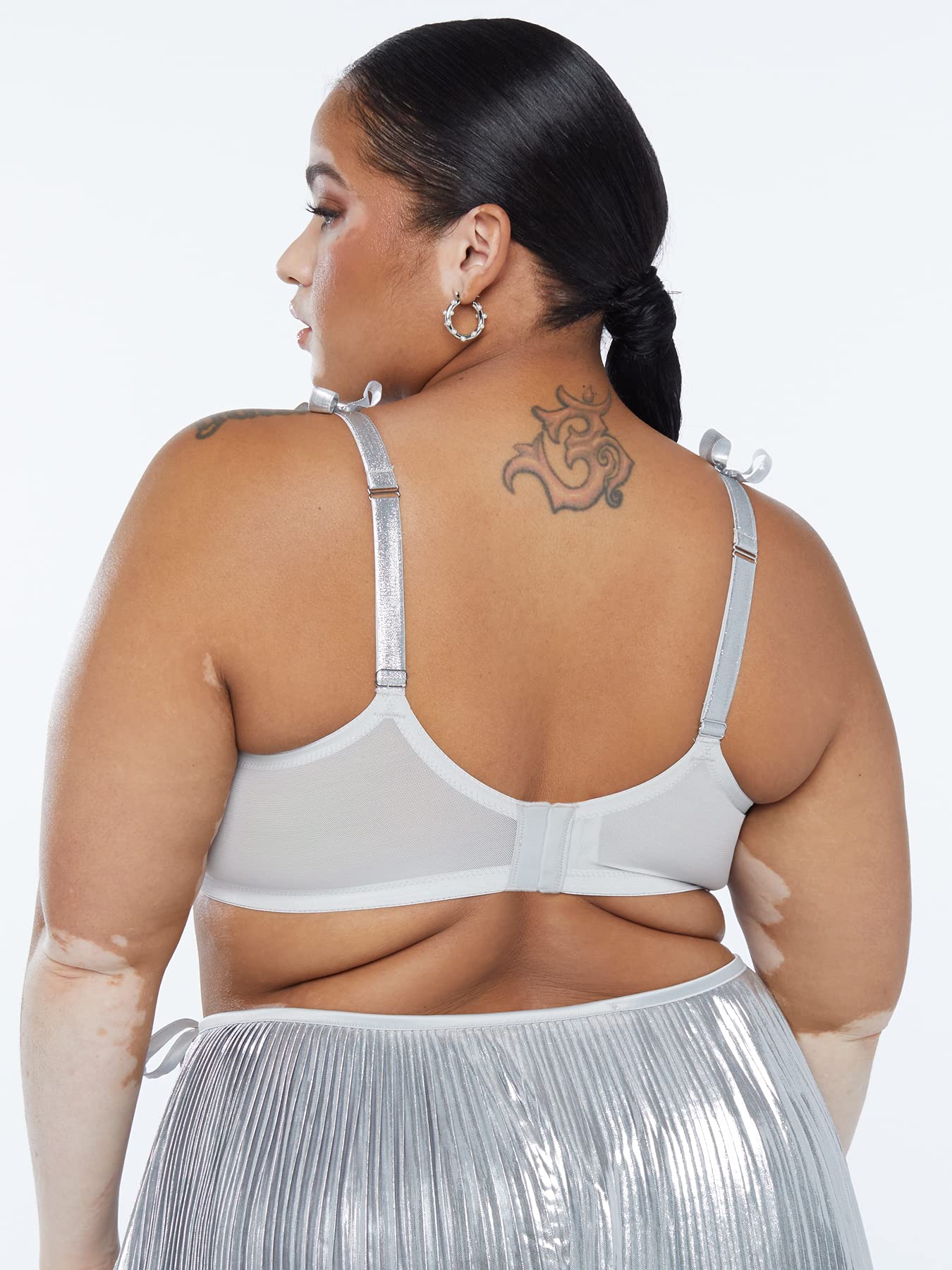 Savage X Fenty, Women's, Pleated Lamé Unlined Bra, Spaced Out Metallic Silver, 34C