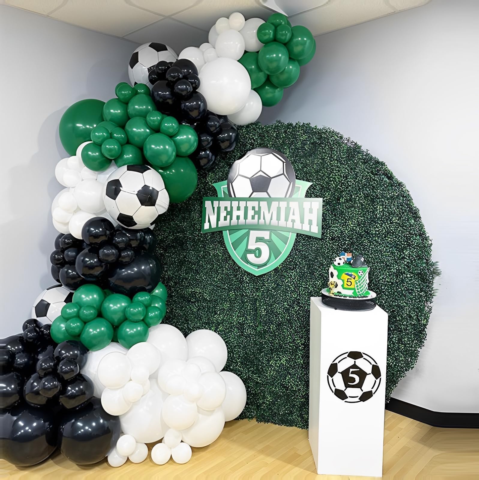 Soccer Balloon Garland Arch Kit 144PCS Dark Green Black White Latex Balloon with 22inch 4D Soccer Foil Balloons for Soccer Themed Birthday Football Soccer Match Party Decorations