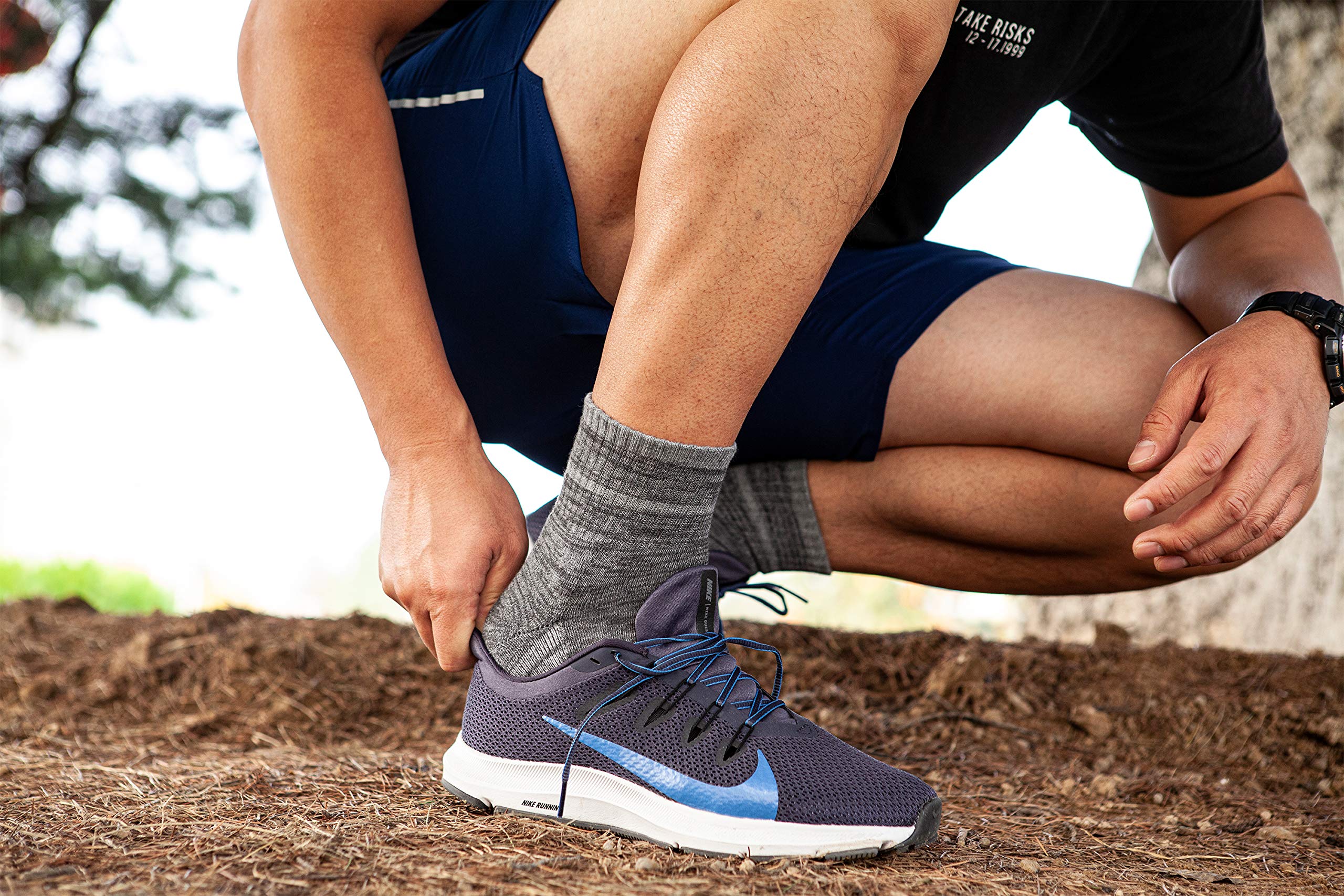 u&i Men's Performance Cushion Cotton Athletic Quarter Crew Socks