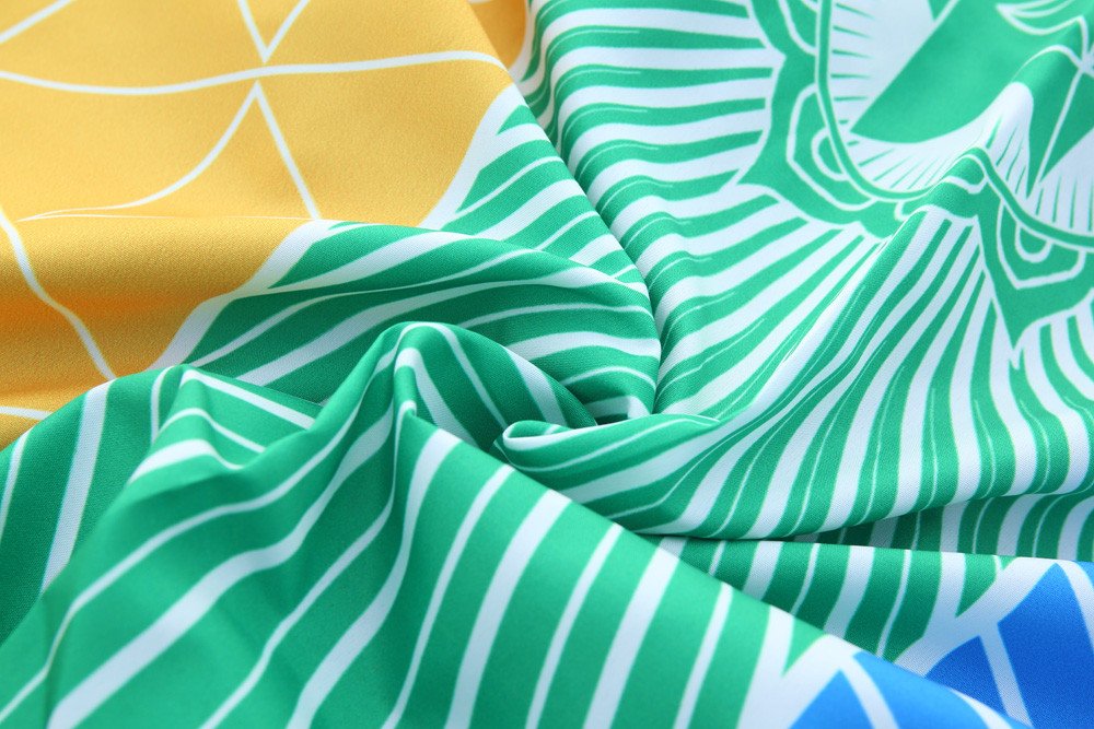 Scceatti Towels for Bathroom 59x29In Oversized Bathroom Towels Luxury Bath Sheets Microfiber Beach Towel Lightweight Bath Towel Sandproof Beach Blanket Towel for Travel Swimming Pool Rainbow