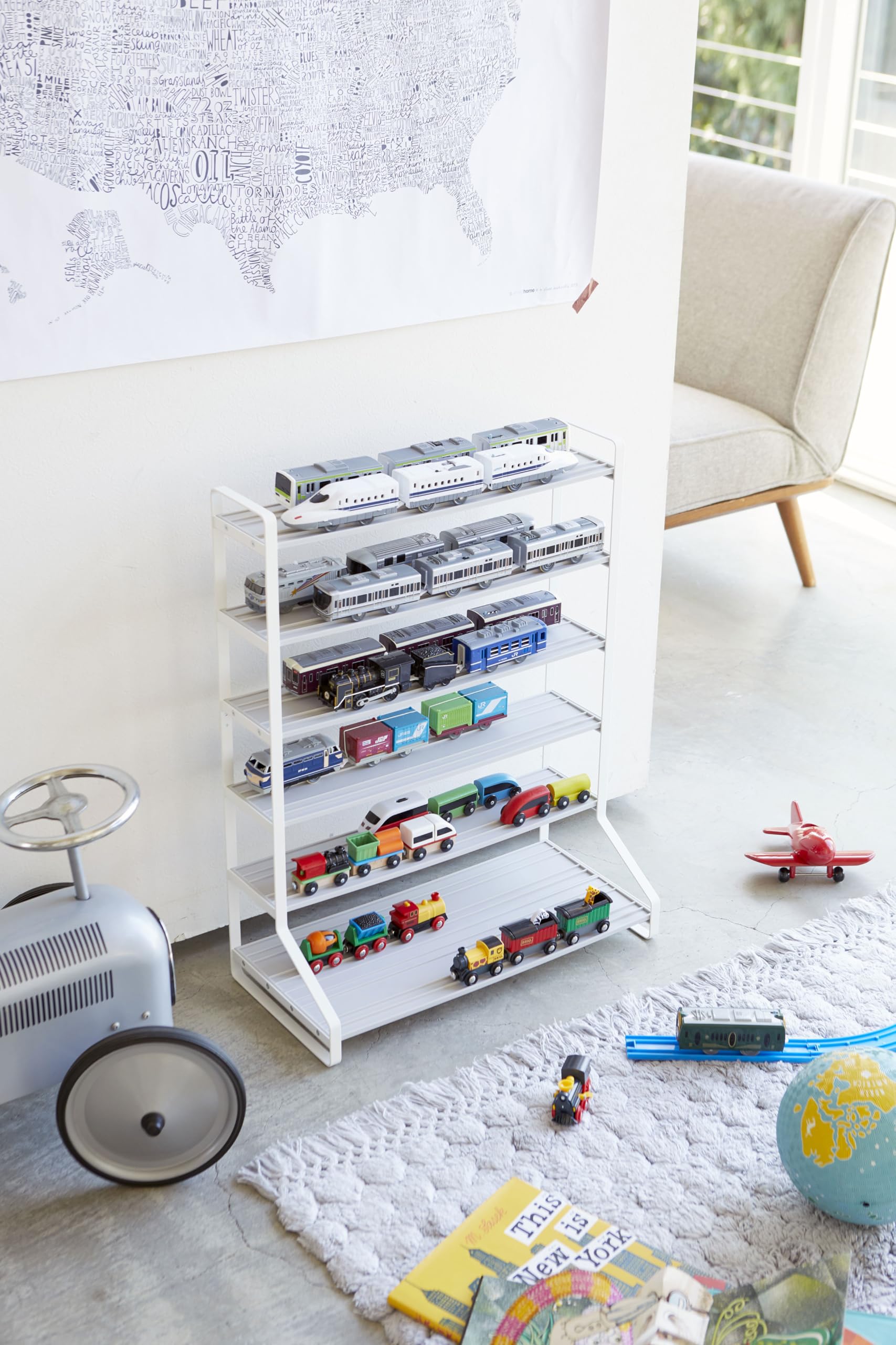 YAMAZAKI Parking Garage Home Train Hotwheels Model Car Display | Kids Steel | Toy Storage, One Size, White