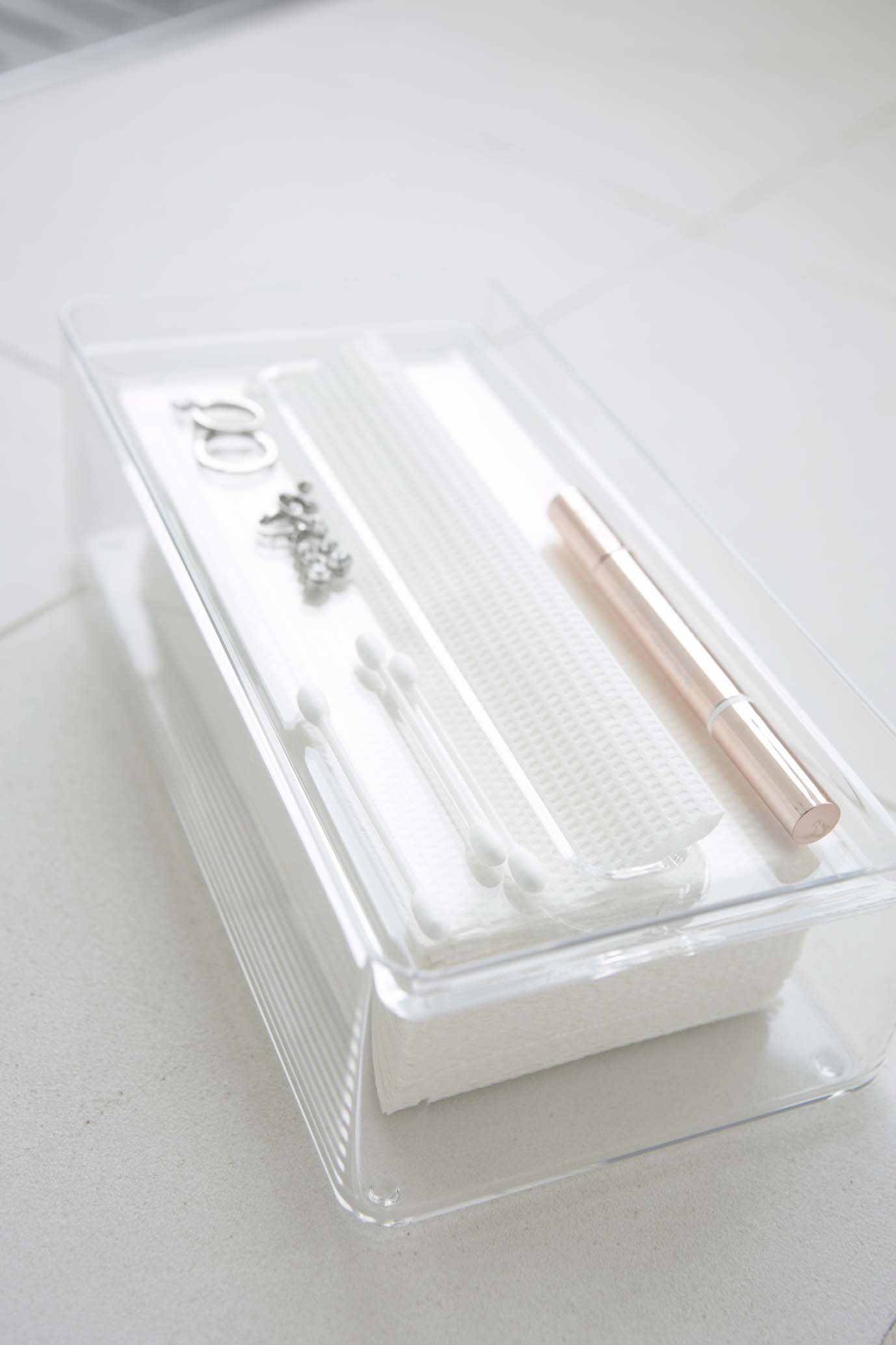 YAMAZAKI home 2334 Tissue Box Holder-Dispenser and Organizer, One Size, Clear