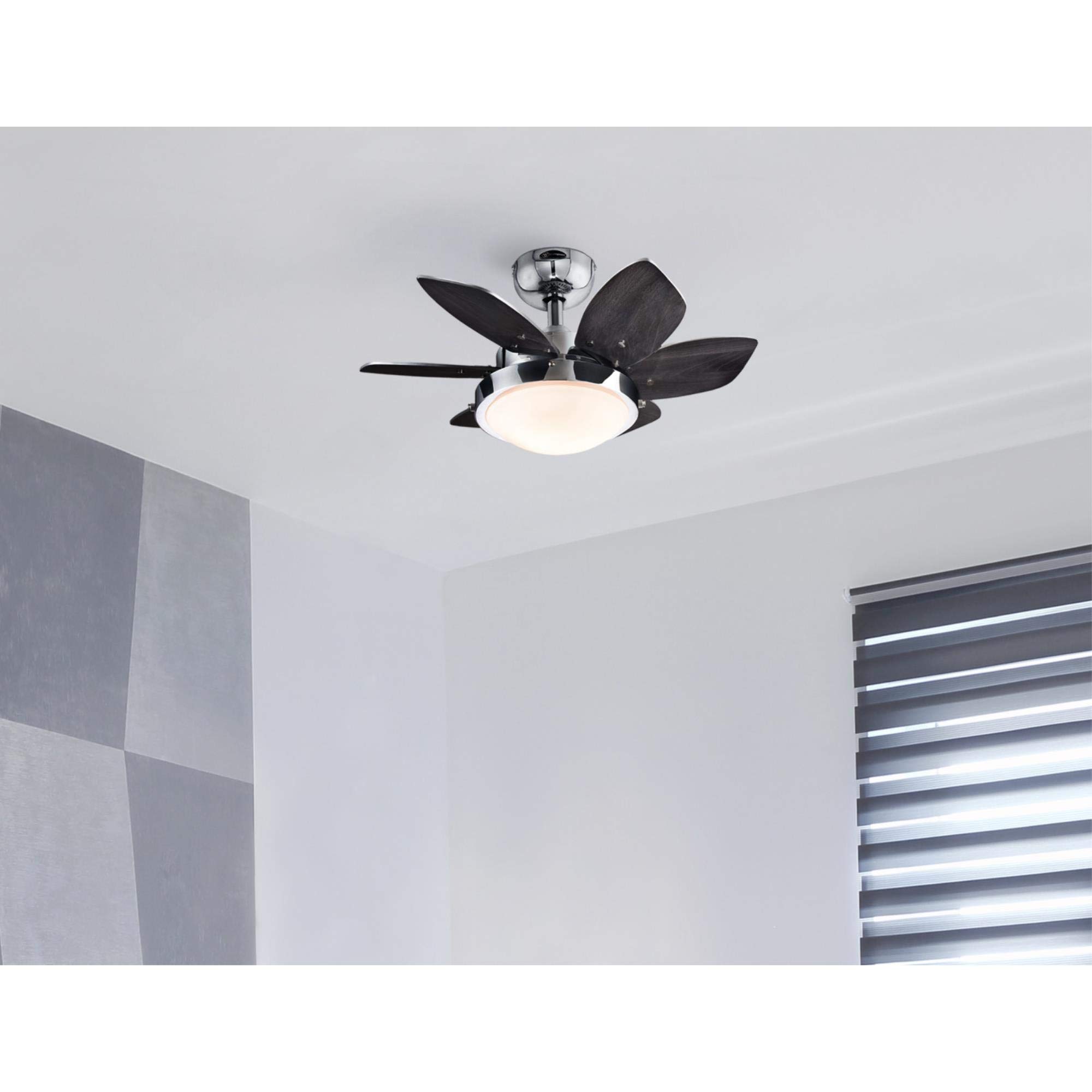 Westinghouse Lighting 7236600 Quince Indoor Ceiling Fan with Light, 24 Inch, Chrome