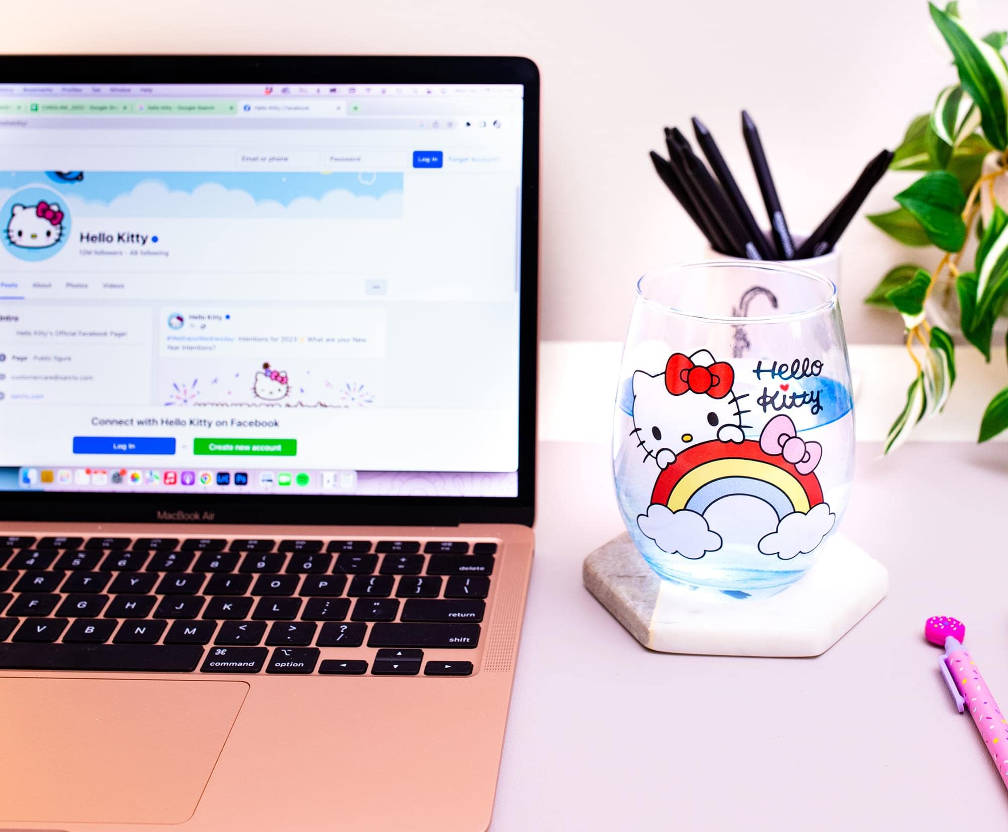 Toynk Sanrio Hello Kitty Rainbow Peek Stemless Wine Glass, Tumbler Cup For Cocktails | Holds 20 Ounces