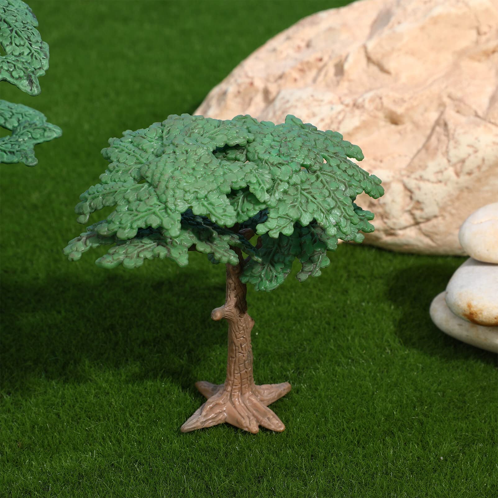 Toddmomy Model Pine Trees, 3Pcs Model Train Trees Miniature Trees Artificial Pine Tree Mini Pine Tree Toys Fake Plants for DIY Scenery Craft Project Sand Table Models