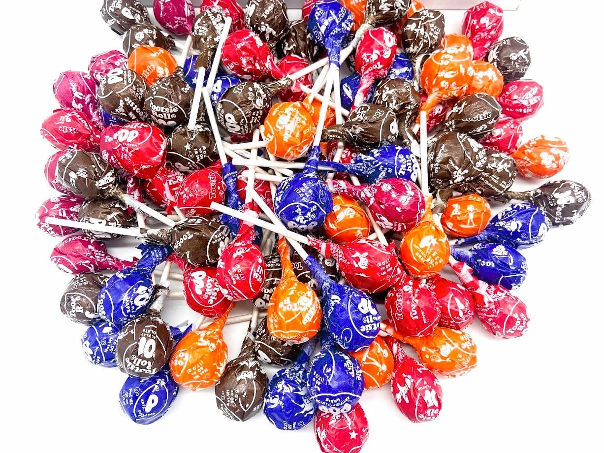Tootsie Pops Assorted, 2.5 Pounds-Individually Wrapped Lollipops filled with Chewy Chocolate Tootsie Rolls-60 Est Pack of Tootsie Roll Pops- Old Fashioned Christmas candy-Christmas candy stocking stuffers-individually wrapped Christmas candy