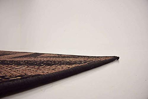 Unique Loom Outdoor Modern Collection Area Rug - Chevron (5' 4" Square, Brown/ Black)