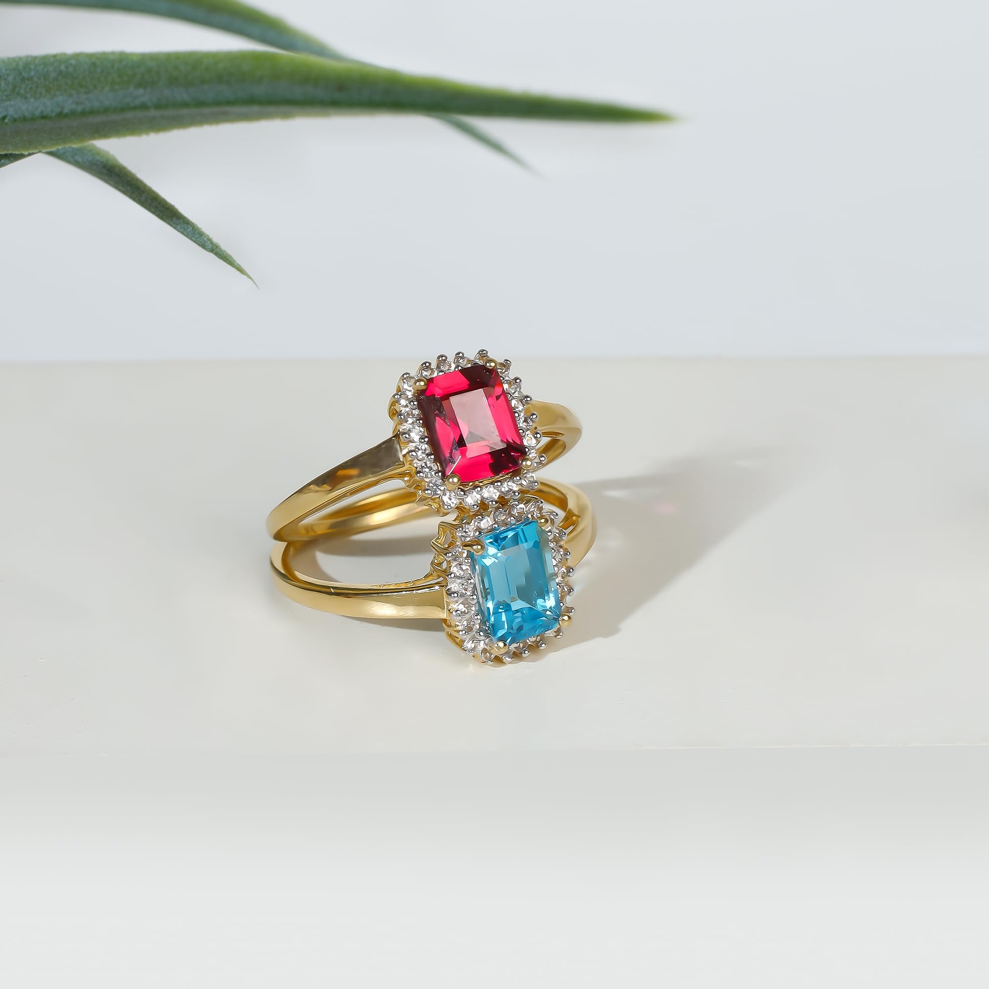 YoTreasure 1.22 ct. t.w. Swiss Blue Topaz 10kt Yellow Gold Engagement Ring