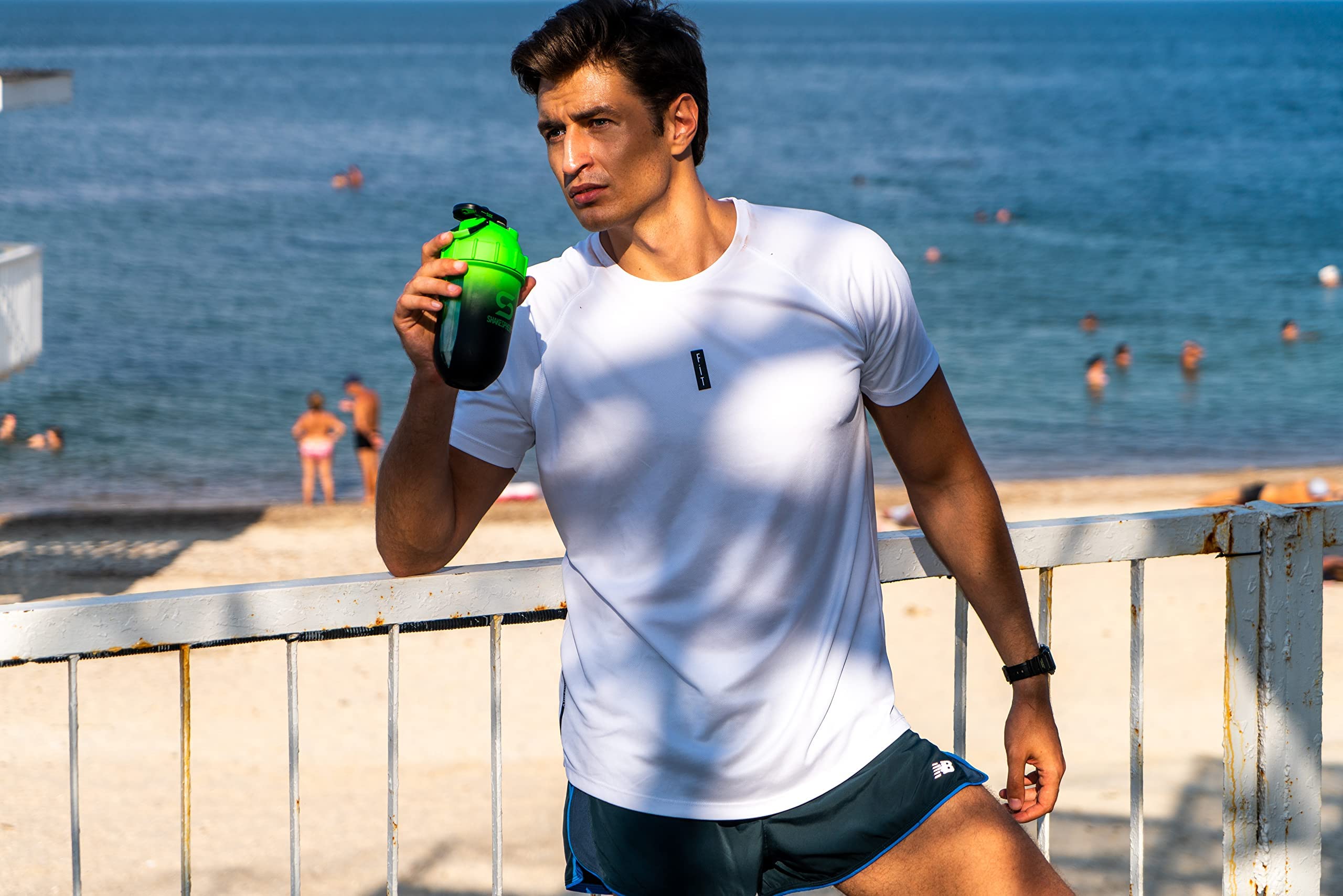 SHAKESPHERE Tumbler Cooler Shaker - Protein Shaker Bottle and Smoothie Cup, 24 oz - Bladeless Blender Cup Purees Raw Fruit with No Blending Ball β Powder Mixer for Pre Workout Gym (Ombre Green)