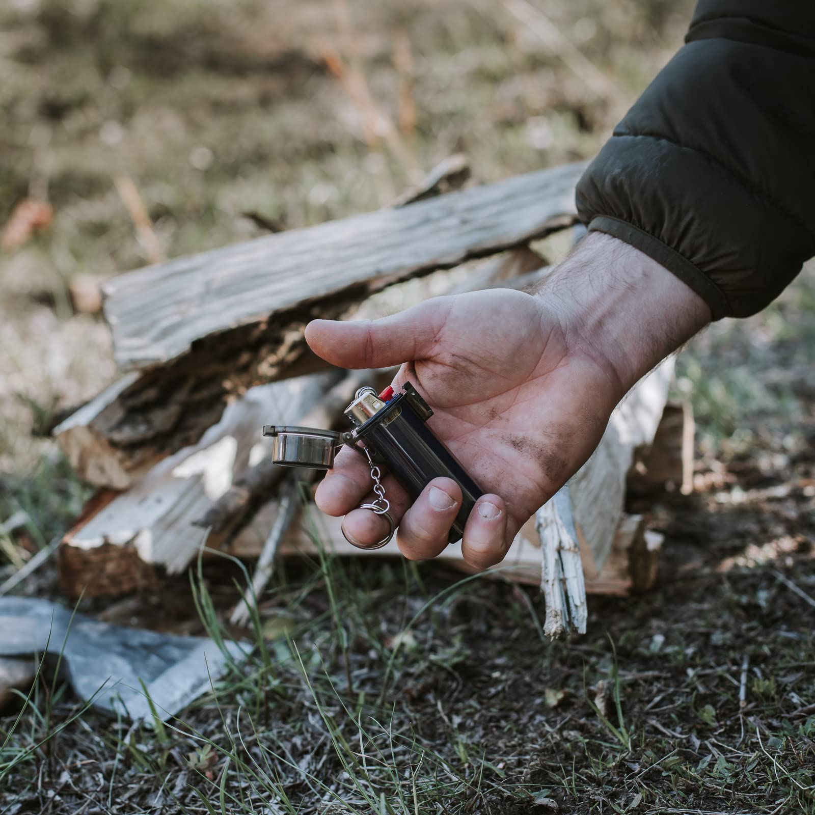 Waterproof Lighter Holder Case with Keychain. Great for Backpacking, Boating and Outdoor Emergency Packs. Keeps Your Lighter Dry in a Survival Situation. Lighter Not Included (Smoke)