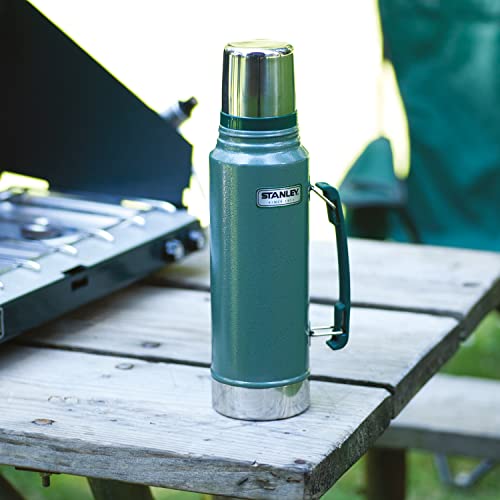 Stanley Classic Hammertone Green Vacuum Bottle 2QT
